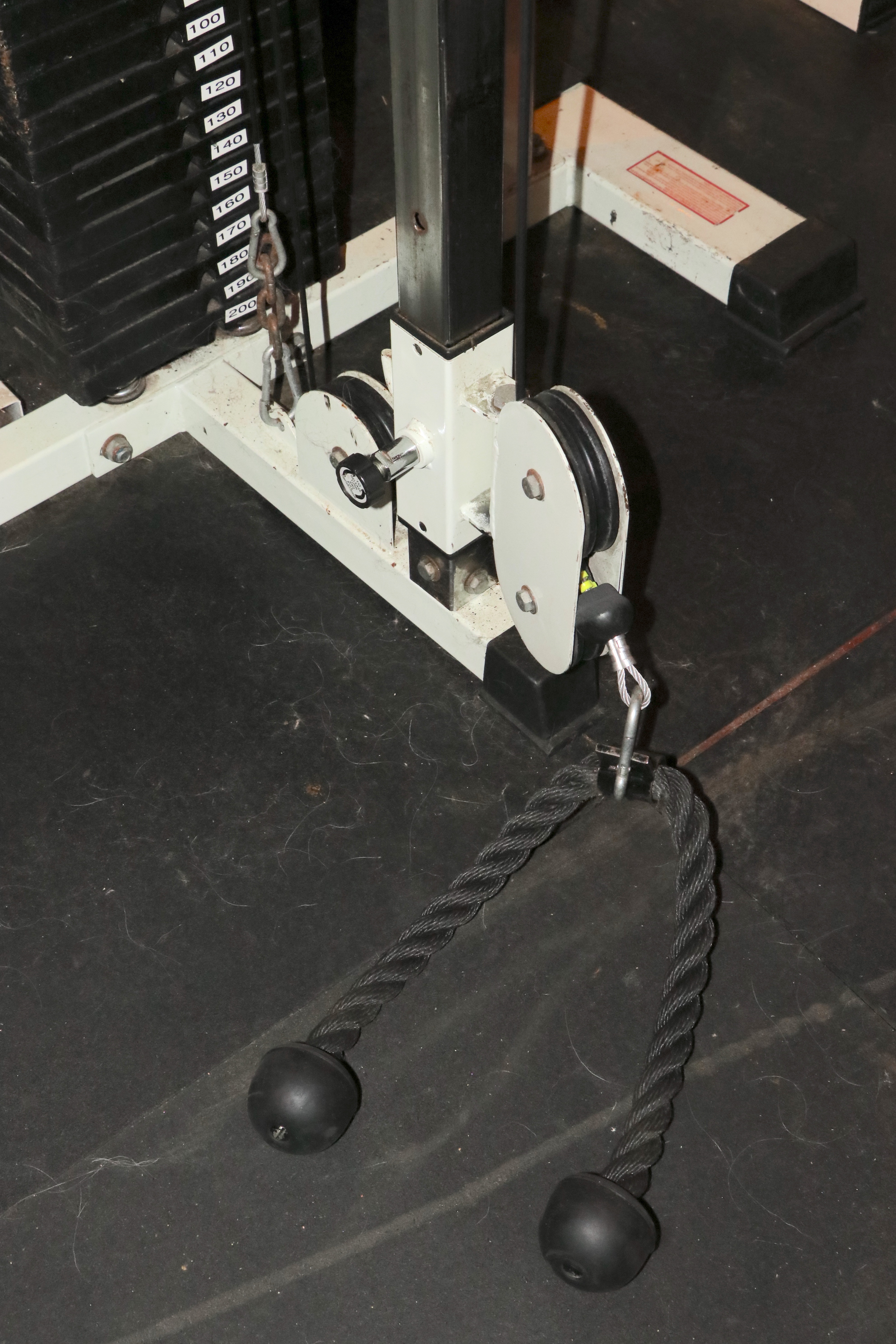 Cable Crossover Machine with Attachments | EBTH