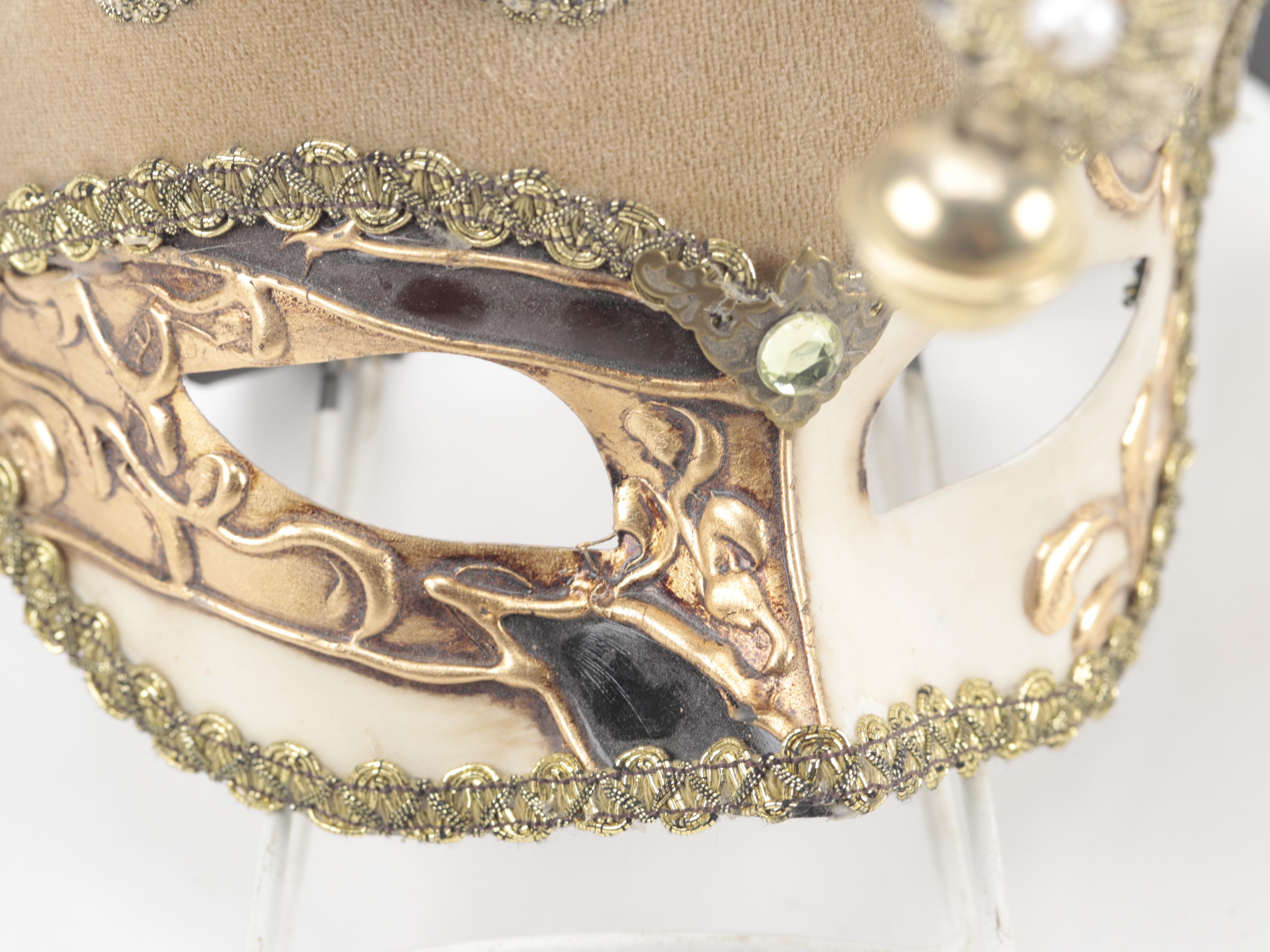 Venetian Hand-Painted Masquerade Masks | EBTH