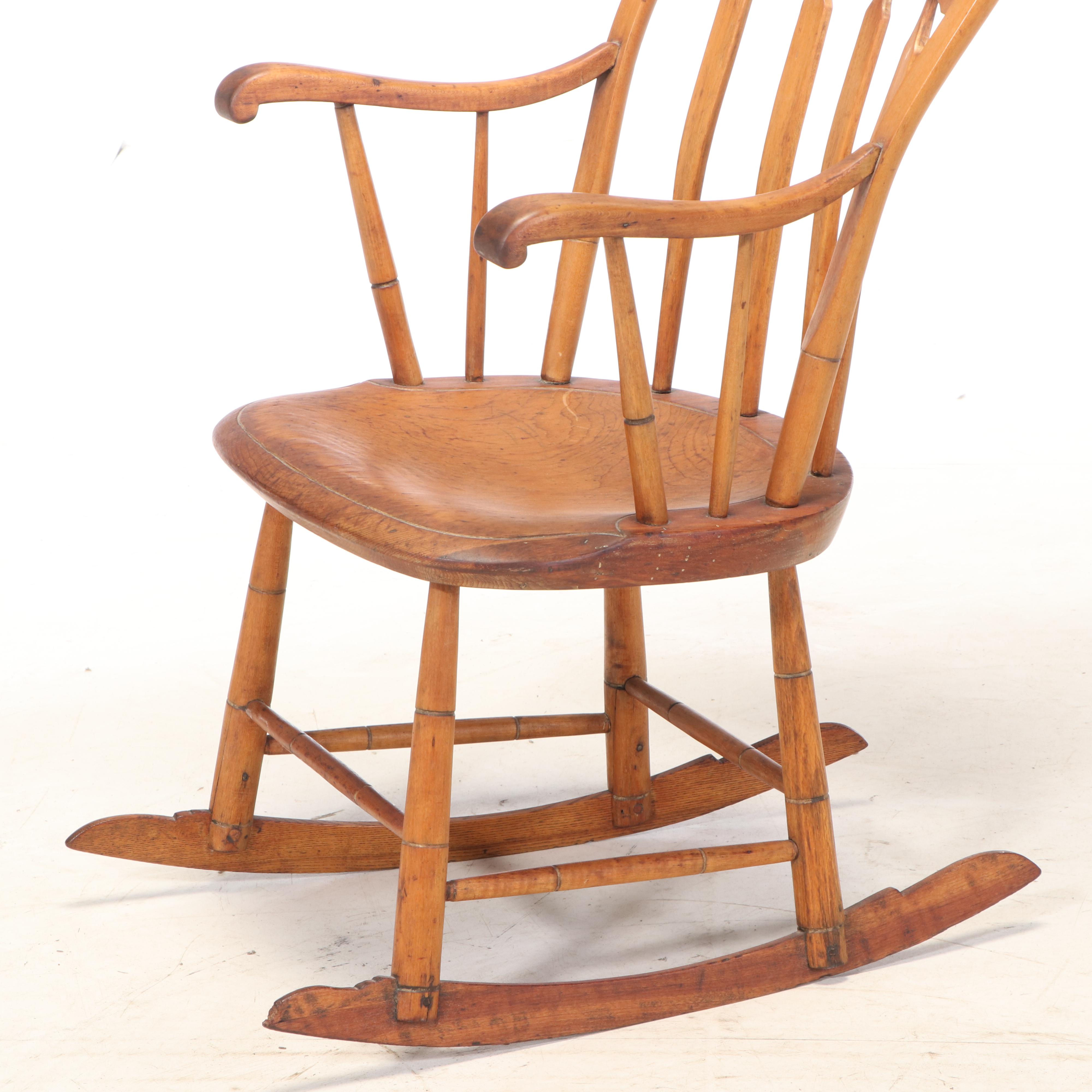 American Primitive Comb and Arrow-Back Windsor Rocking Chair, Early ...