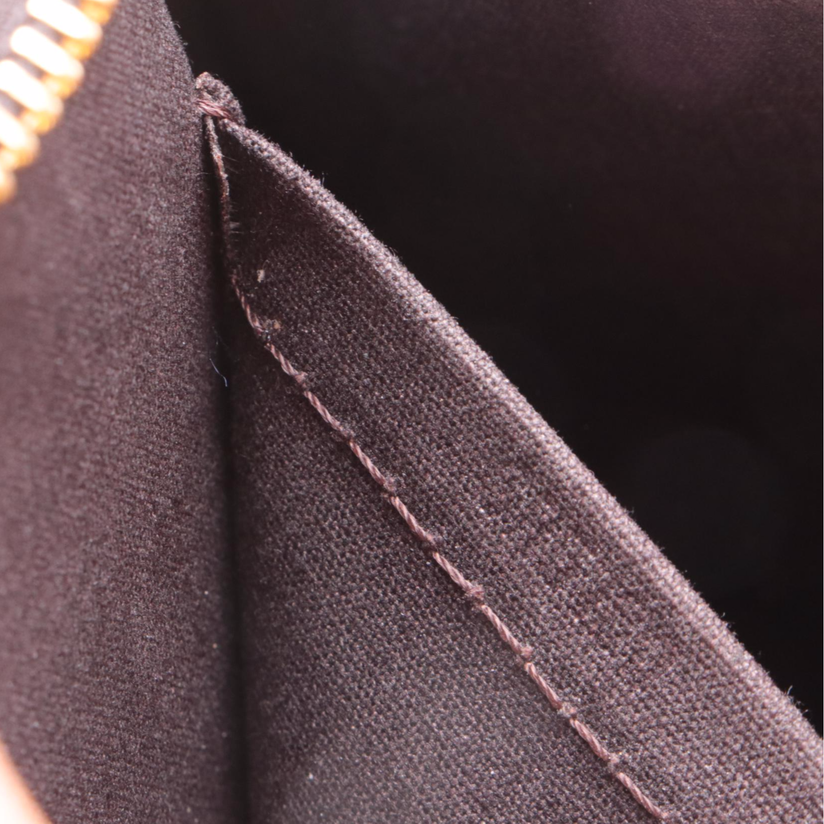 Louis Vuitton Brea Handbag in Amarante Monogram Vernis | Everything But ...