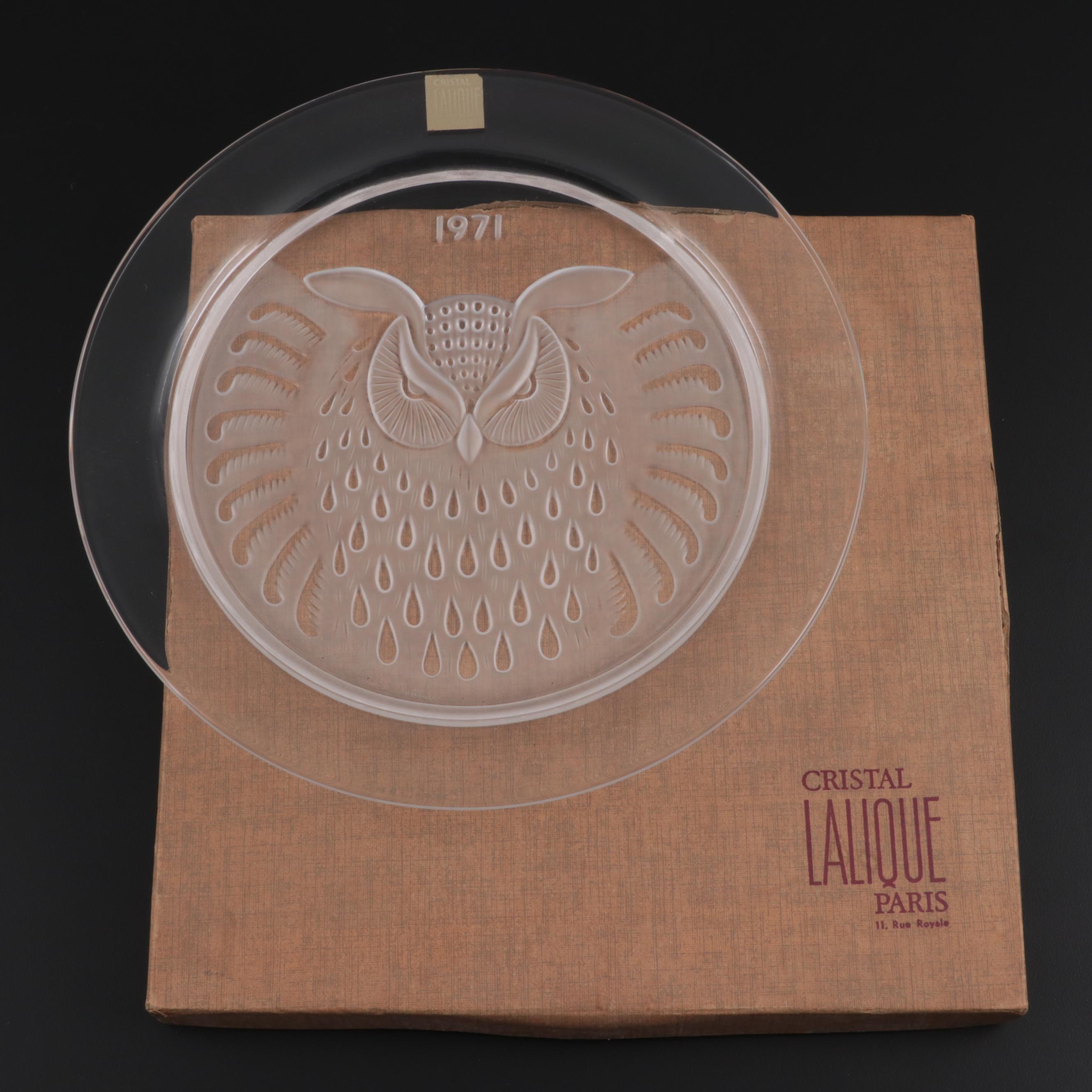 Lalique "Hibou" Frosted Crystal Collector's Plate, 1971 | EBTH