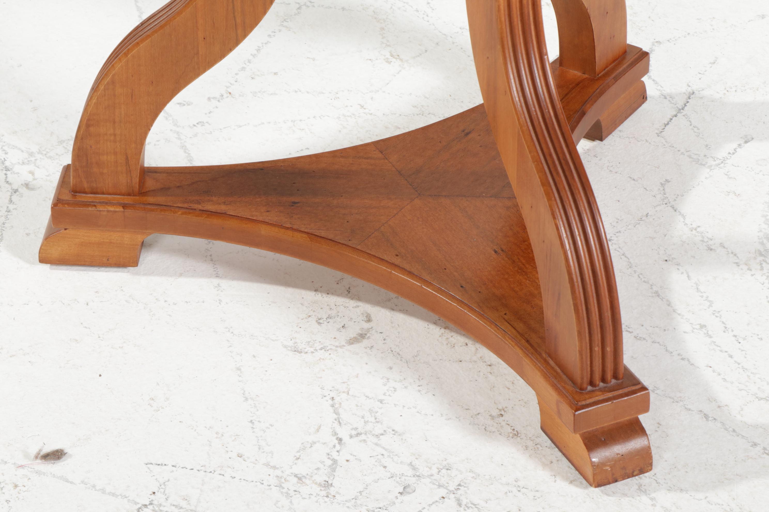 Ethan Allen "Legacy" Country French Maple Center Table | EBTH