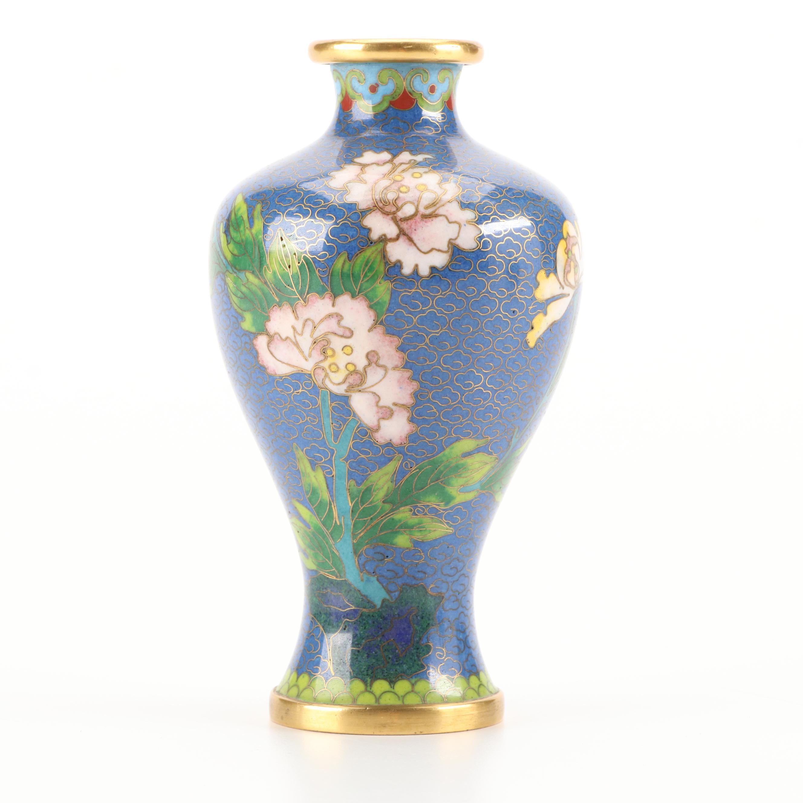 Chinese Cloisonné Floral Motif Bottleneck Vases and Bud Vase | EBTH