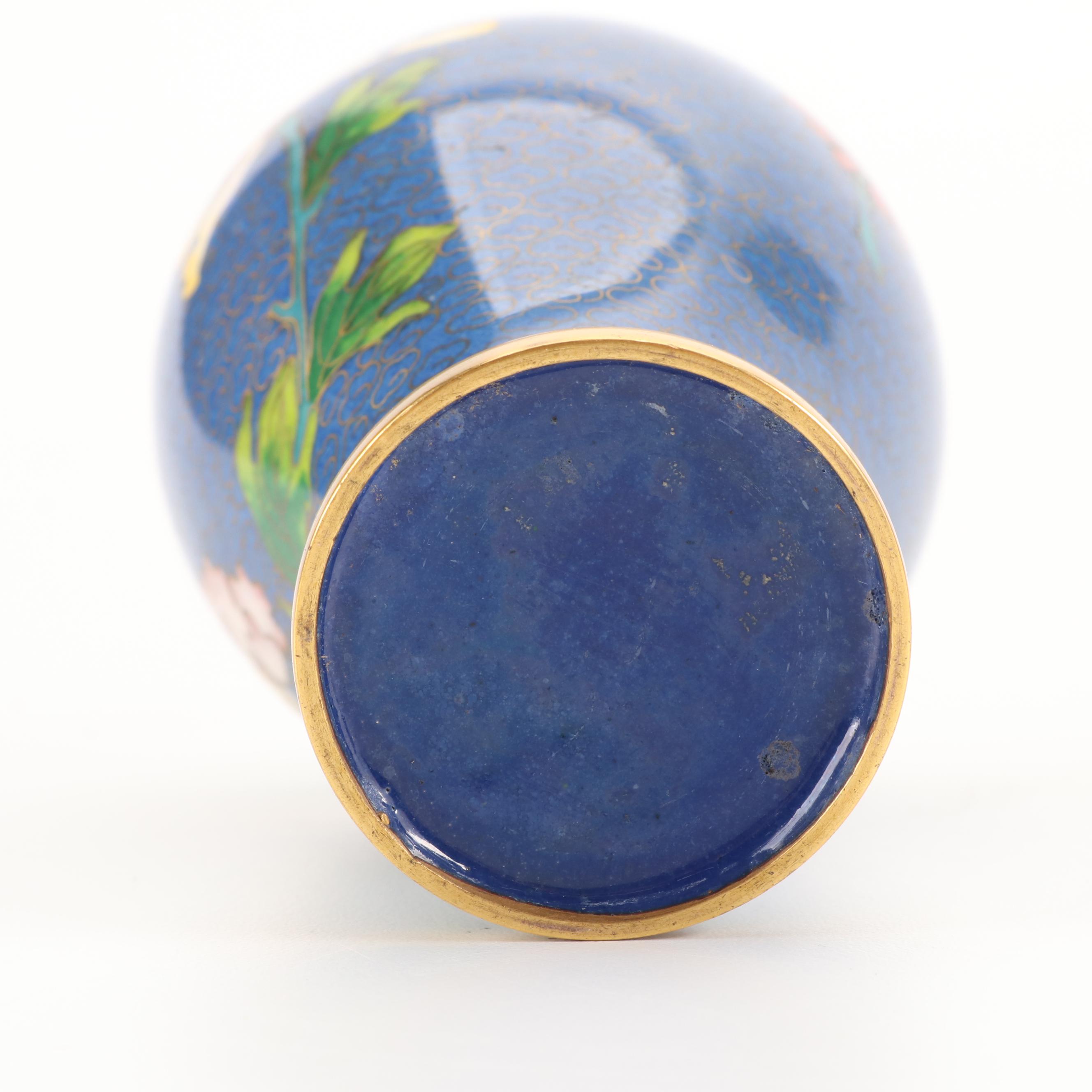 Chinese Cloisonné Floral Motif Bottleneck Vases and Bud Vase | EBTH