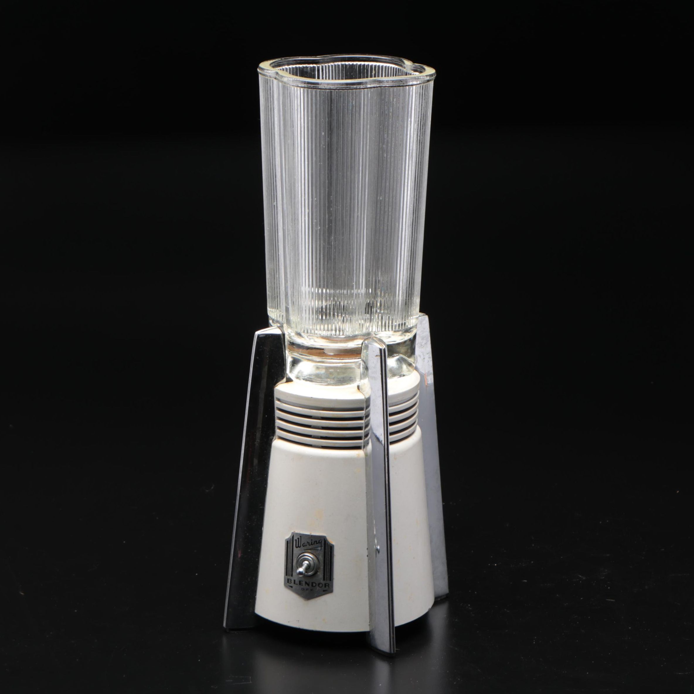 Waring Model FCI15 Chrome Electric Blender, 1930s | EBTH