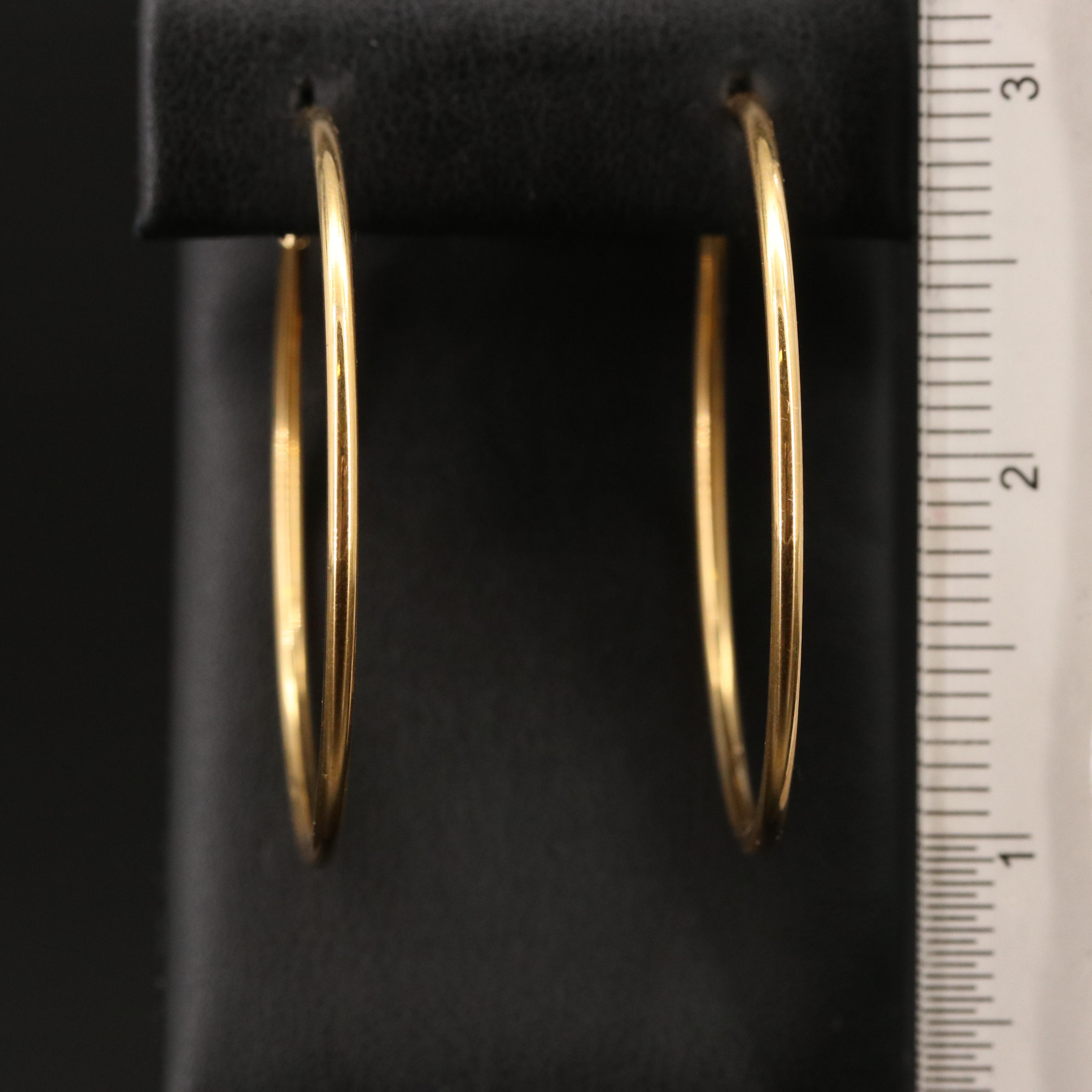 Tiffany & Co. 18K Hoop Earrings | EBTH