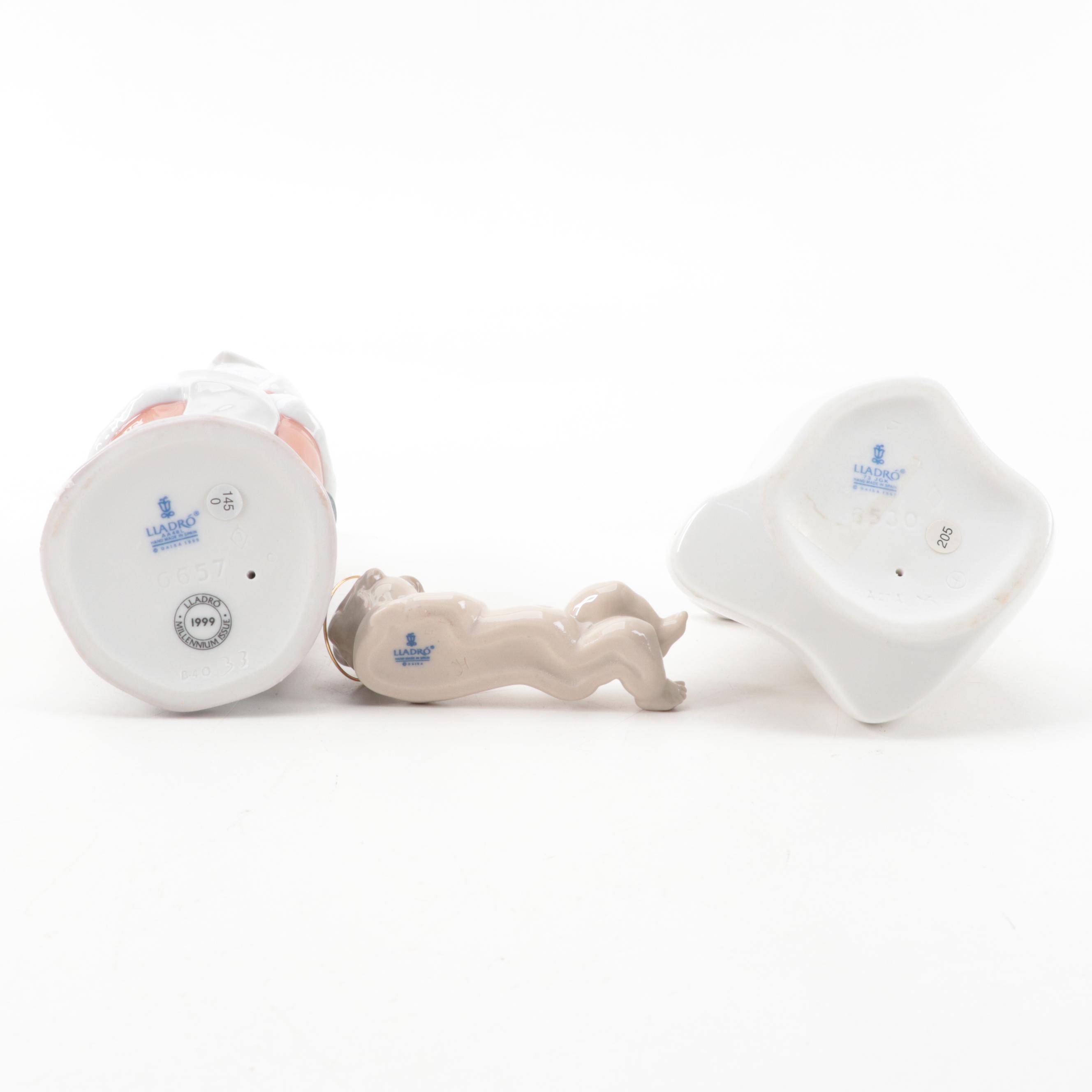 Lladró Porcelain Figurines Including "Santa's List" and "Little Jesus ...