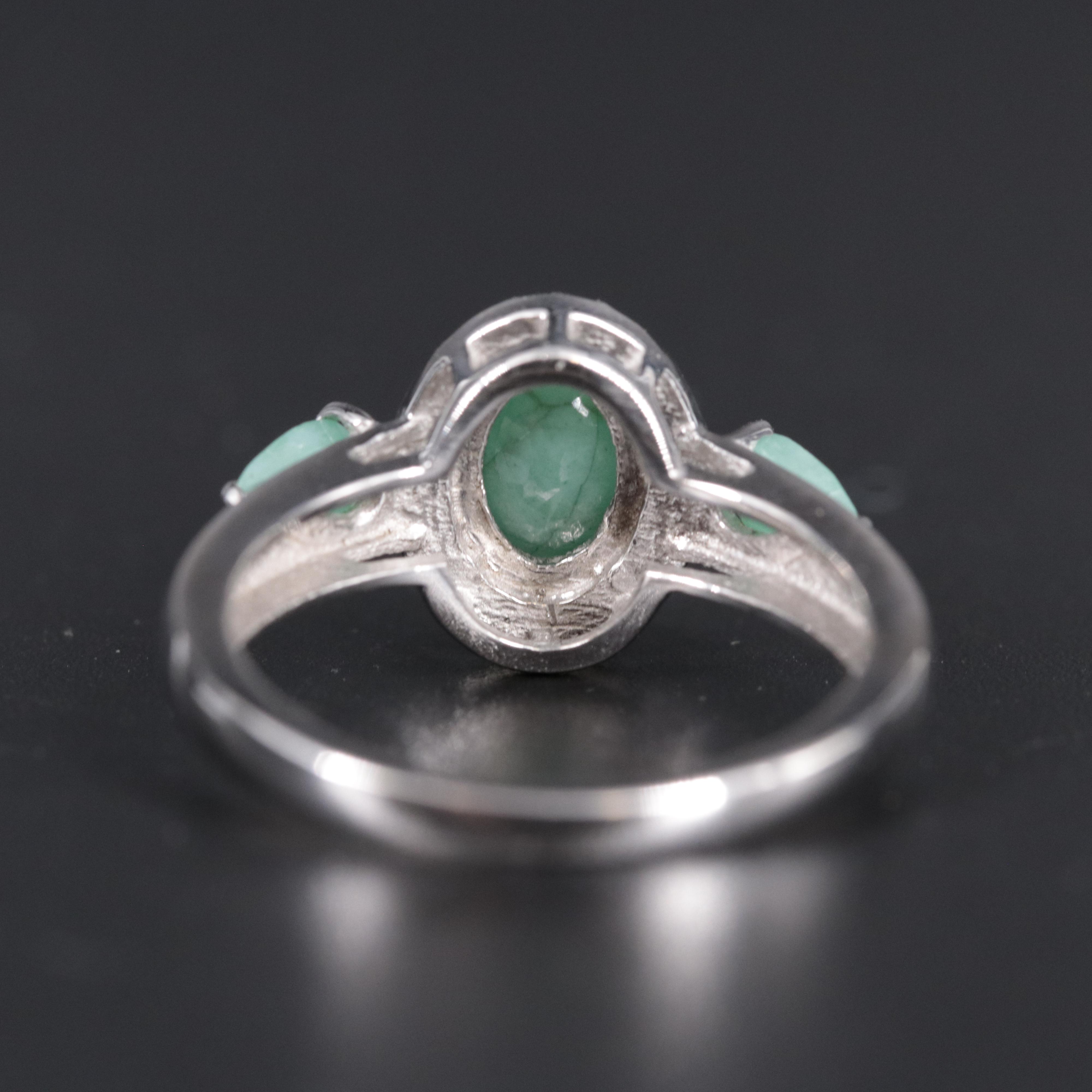 Sterling Silver Emerald Ring | EBTH