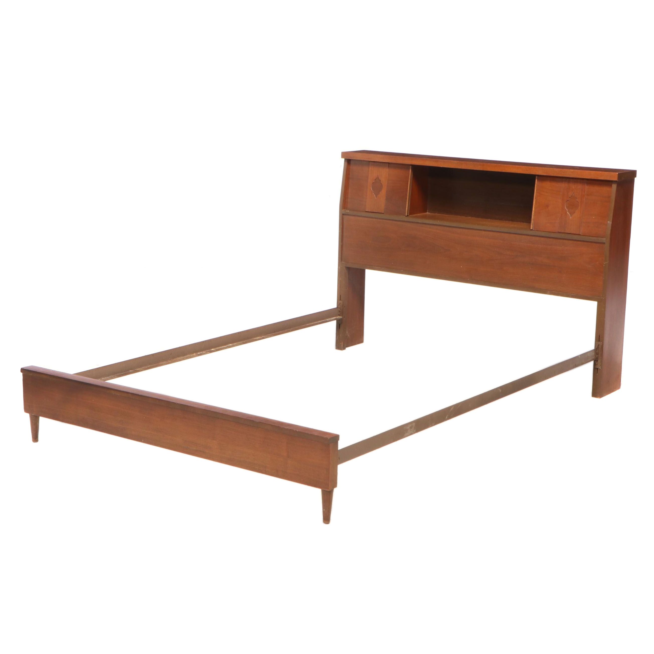 Bassett Mid Century Modern Walnut Full Size Bed Frame | EBTH