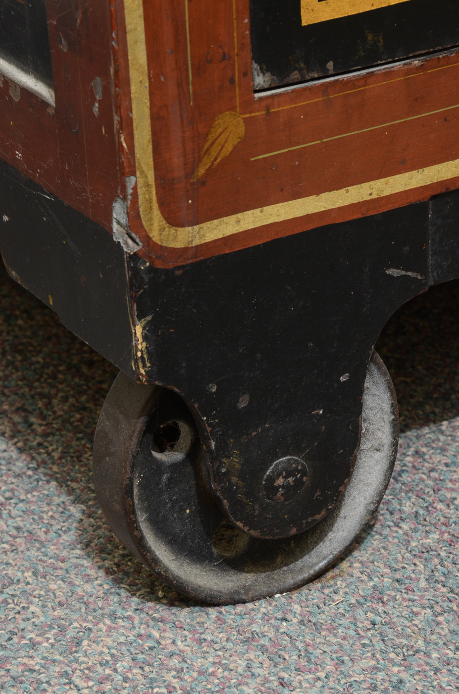 The Cincinnati Safe & Lock Co. Victoria Floor Safe With Combination | EBTH