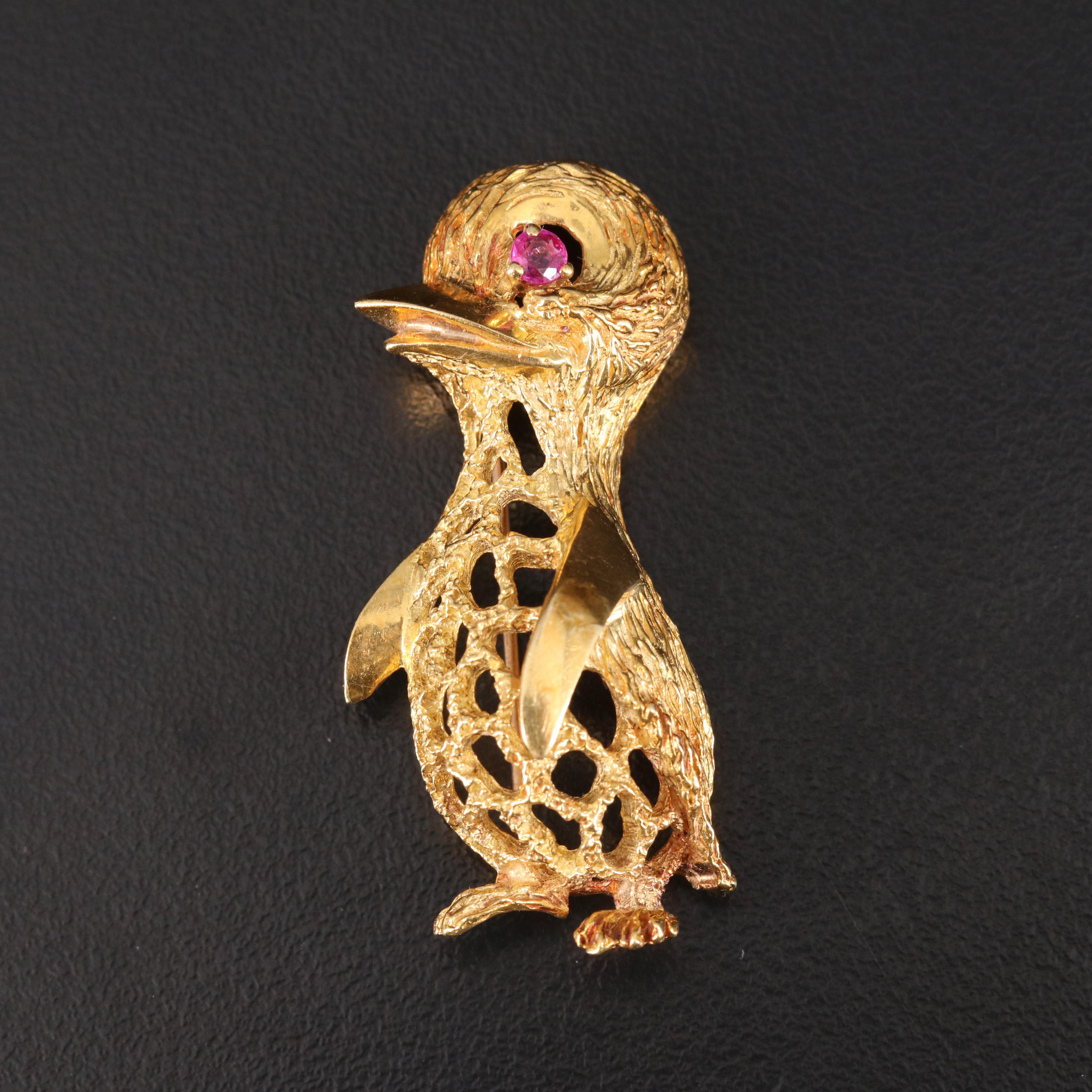 1960s Carl Lindstrom 18K Ruby Penguin Brooch | EBTH