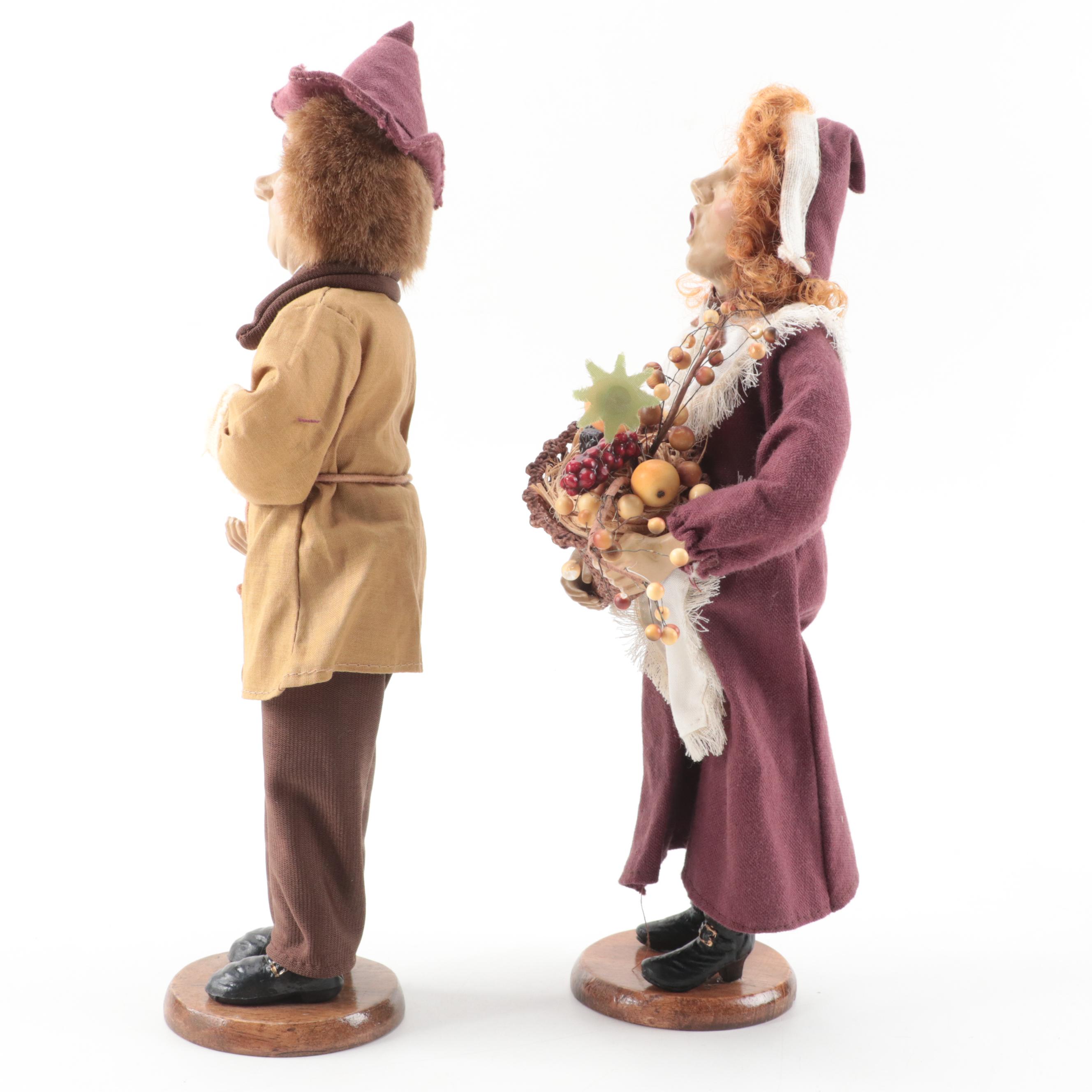 Composite Pilgrim Caroler Figurines | EBTH
