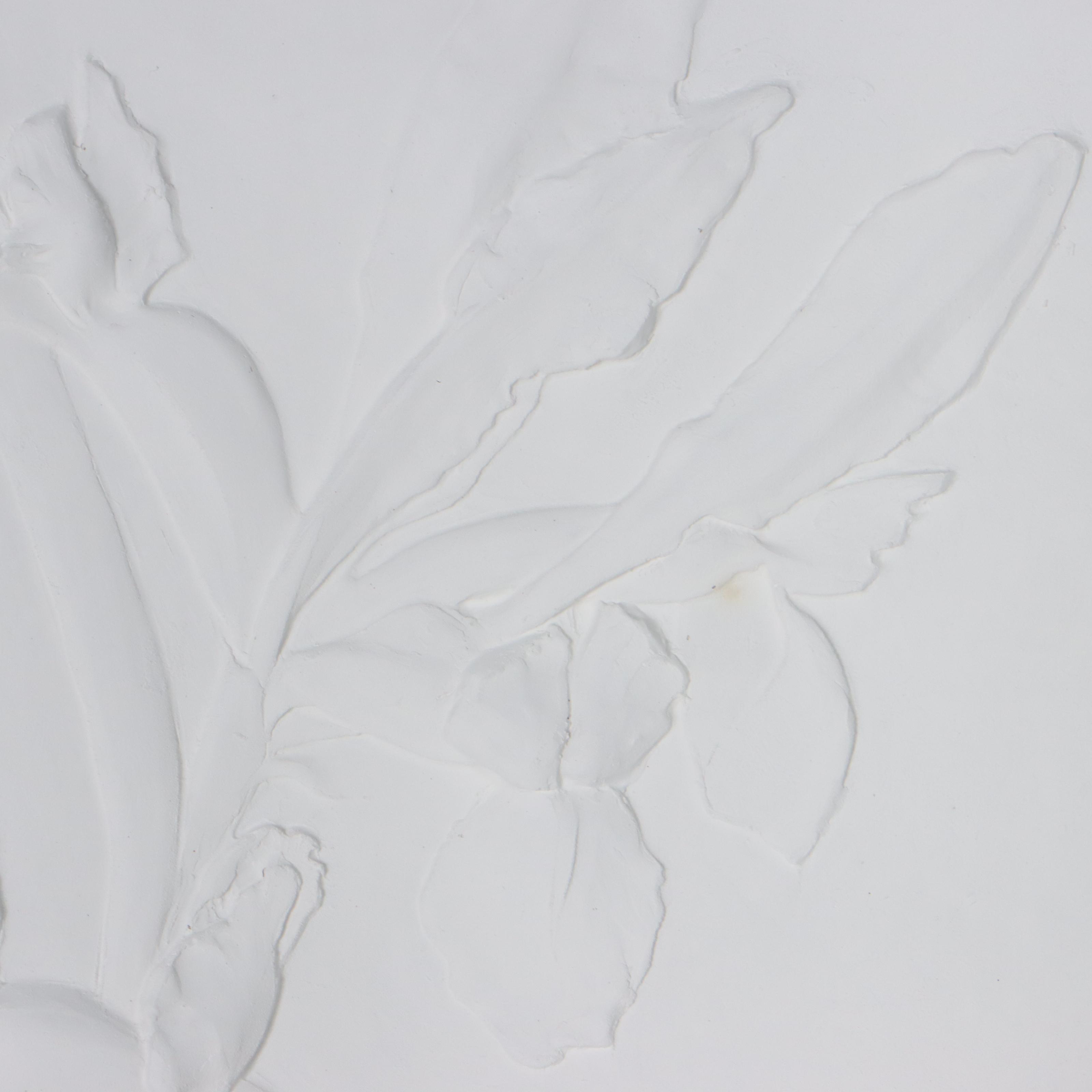 Jo Thompson Cast Plaster Relief Panel of Flowers | EBTH