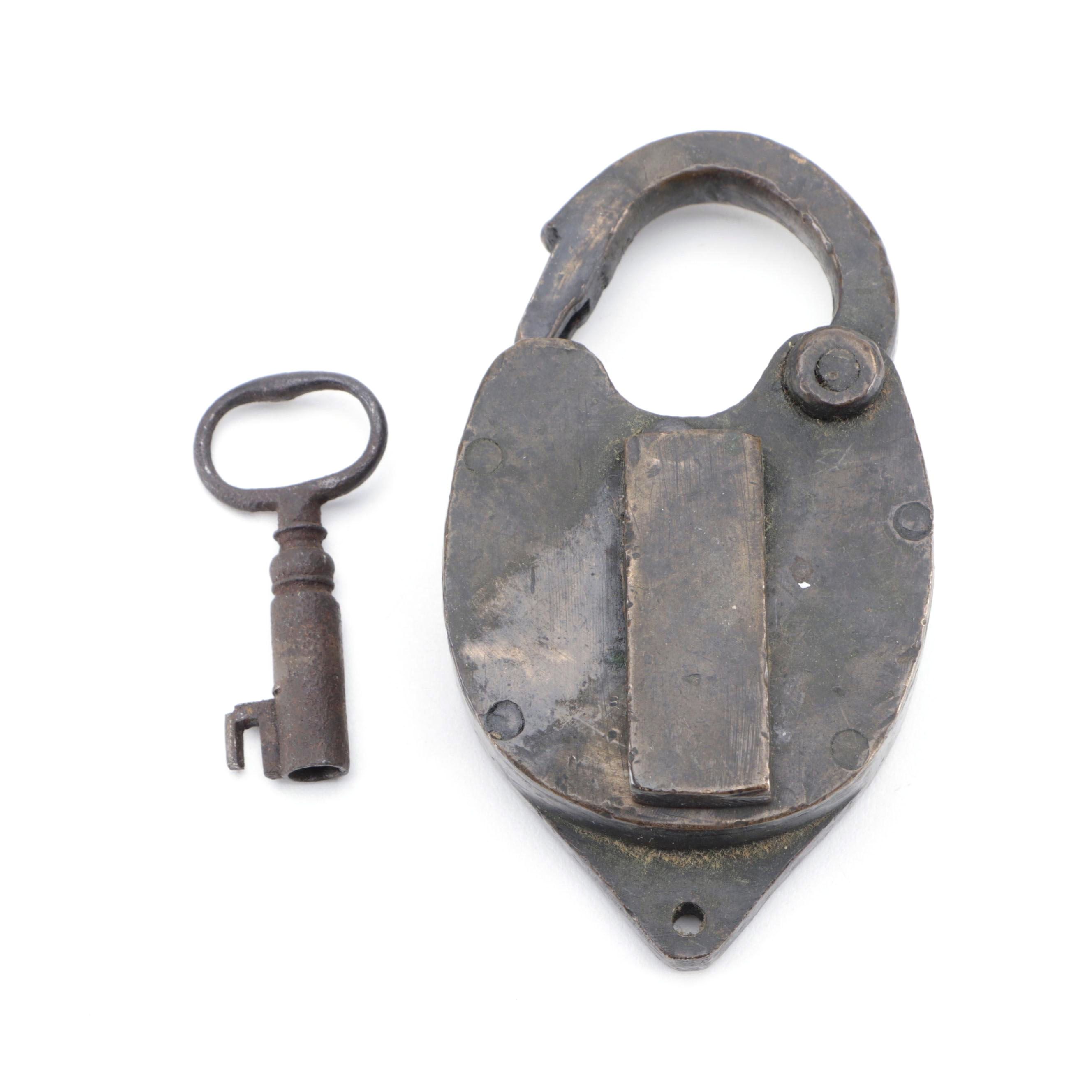 Southern Pacific Railroad Company Metal Padlock with Key, Early 20th ...