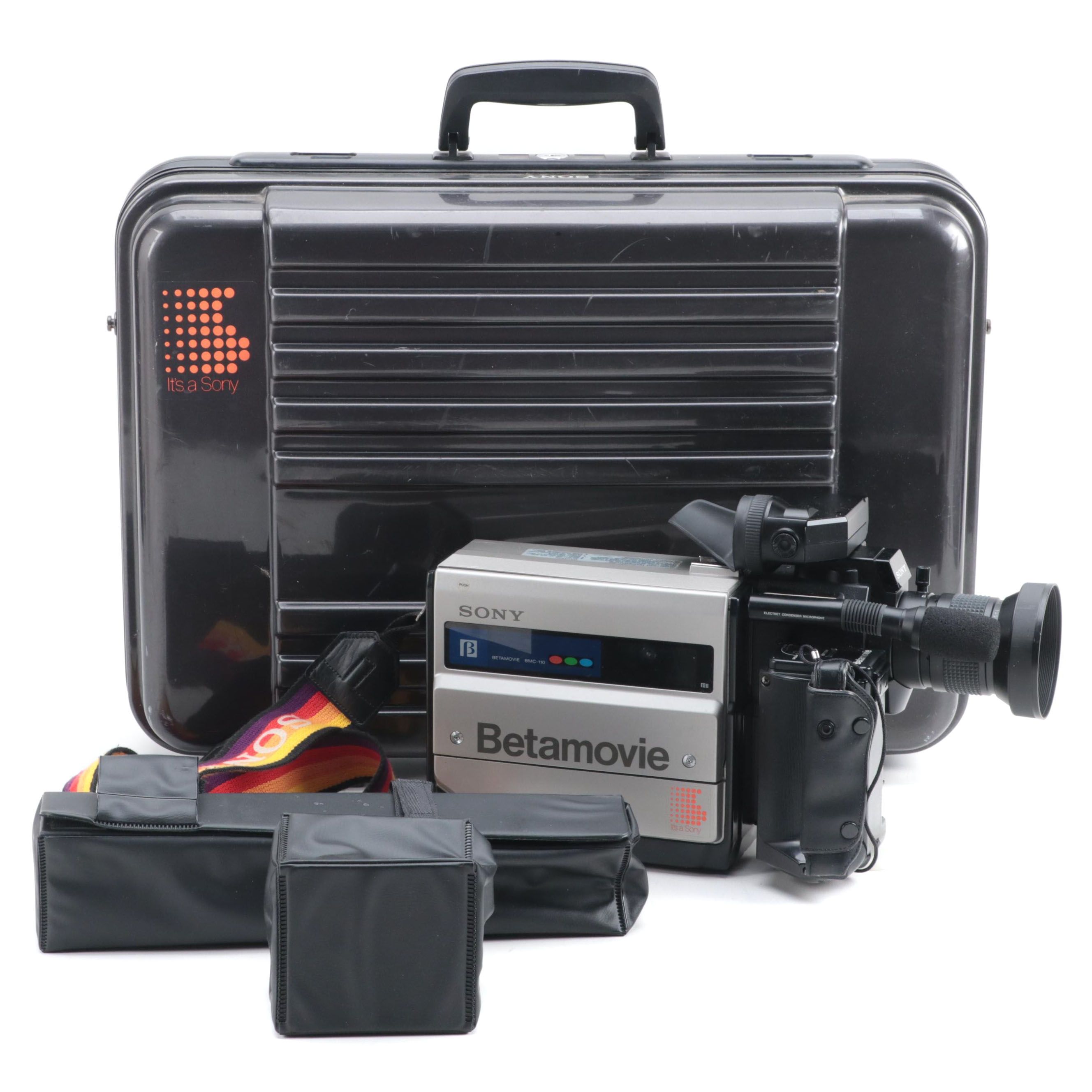 Sony Betamovie No. BMC-110 Video Camera and Case, 1980s | EBTH