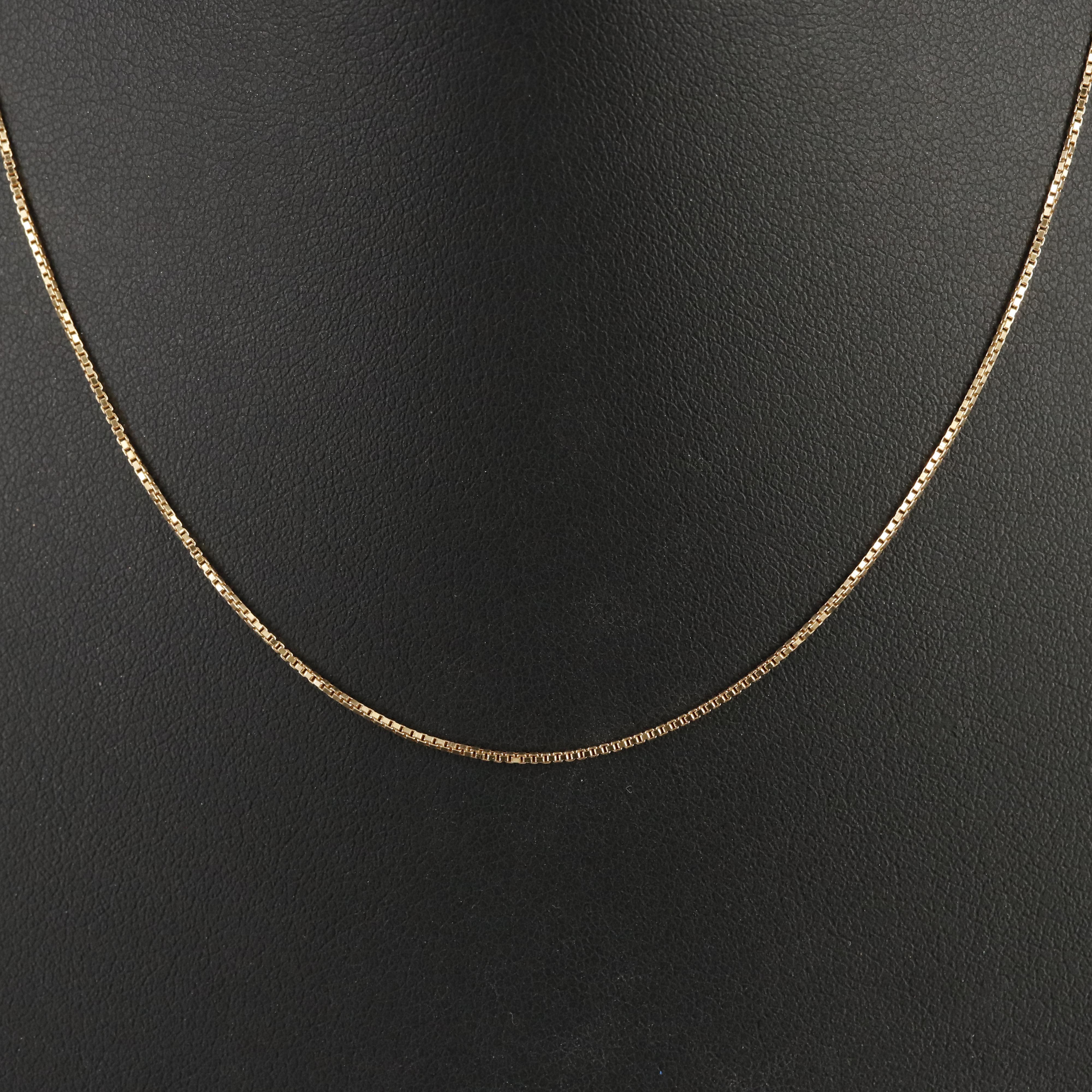 Italian Val-Or SpA 18K Box Chain | EBTH