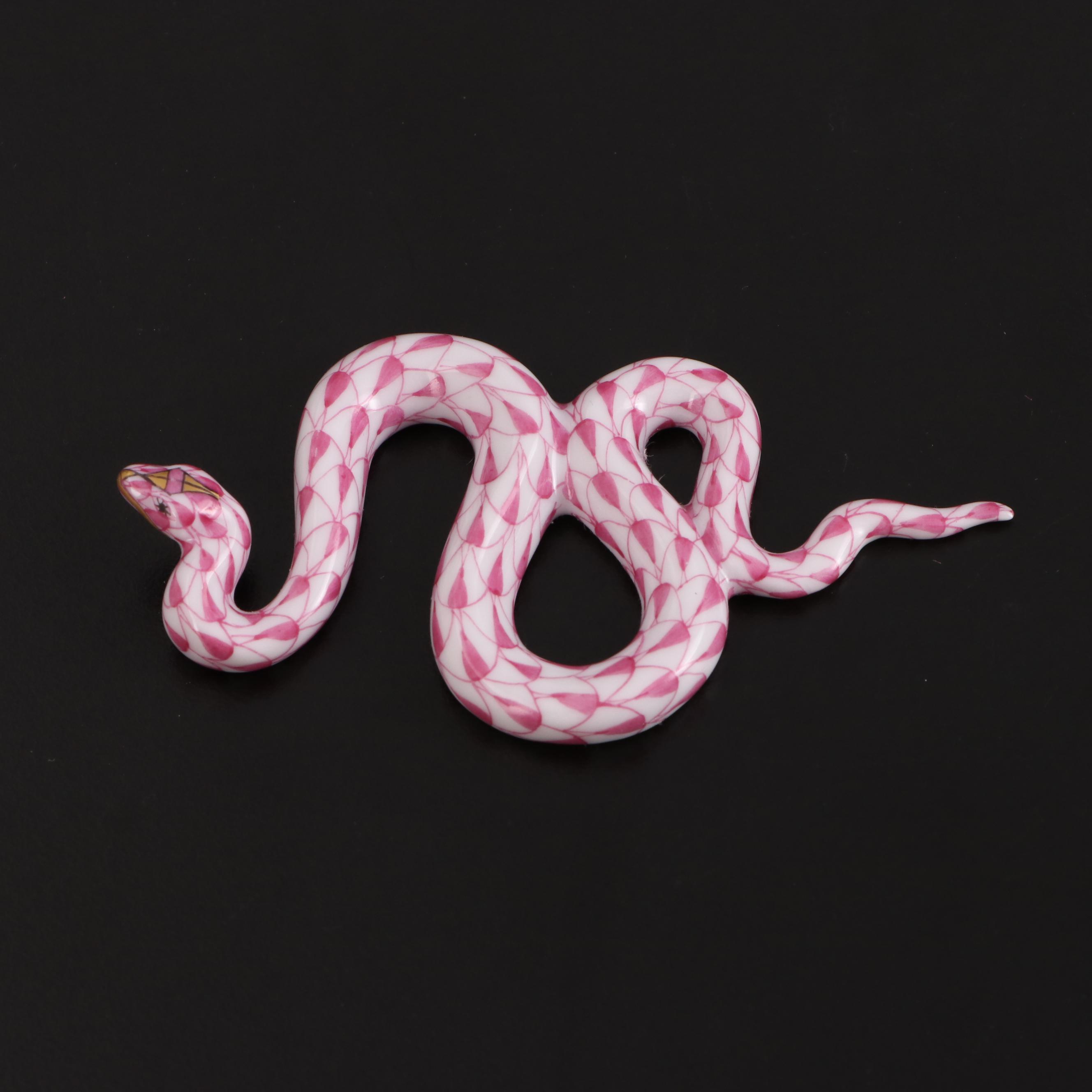Herend Raspberry Fishnet with Gold "Miniature Snake" Porcelain Figurine ...