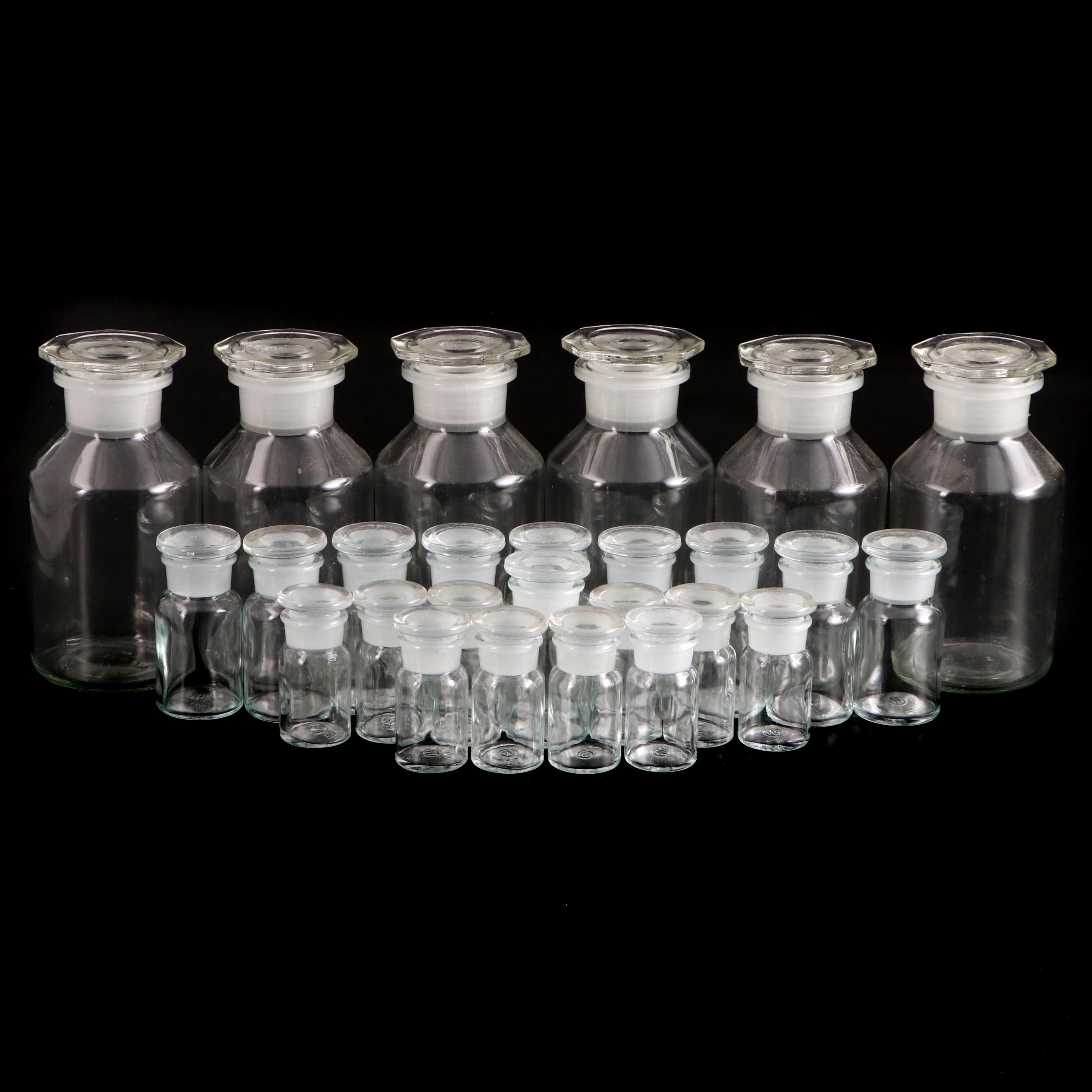 Wheaton Laboratory 500 mL, 30 mL and Other Glass Reagent Bottles | EBTH