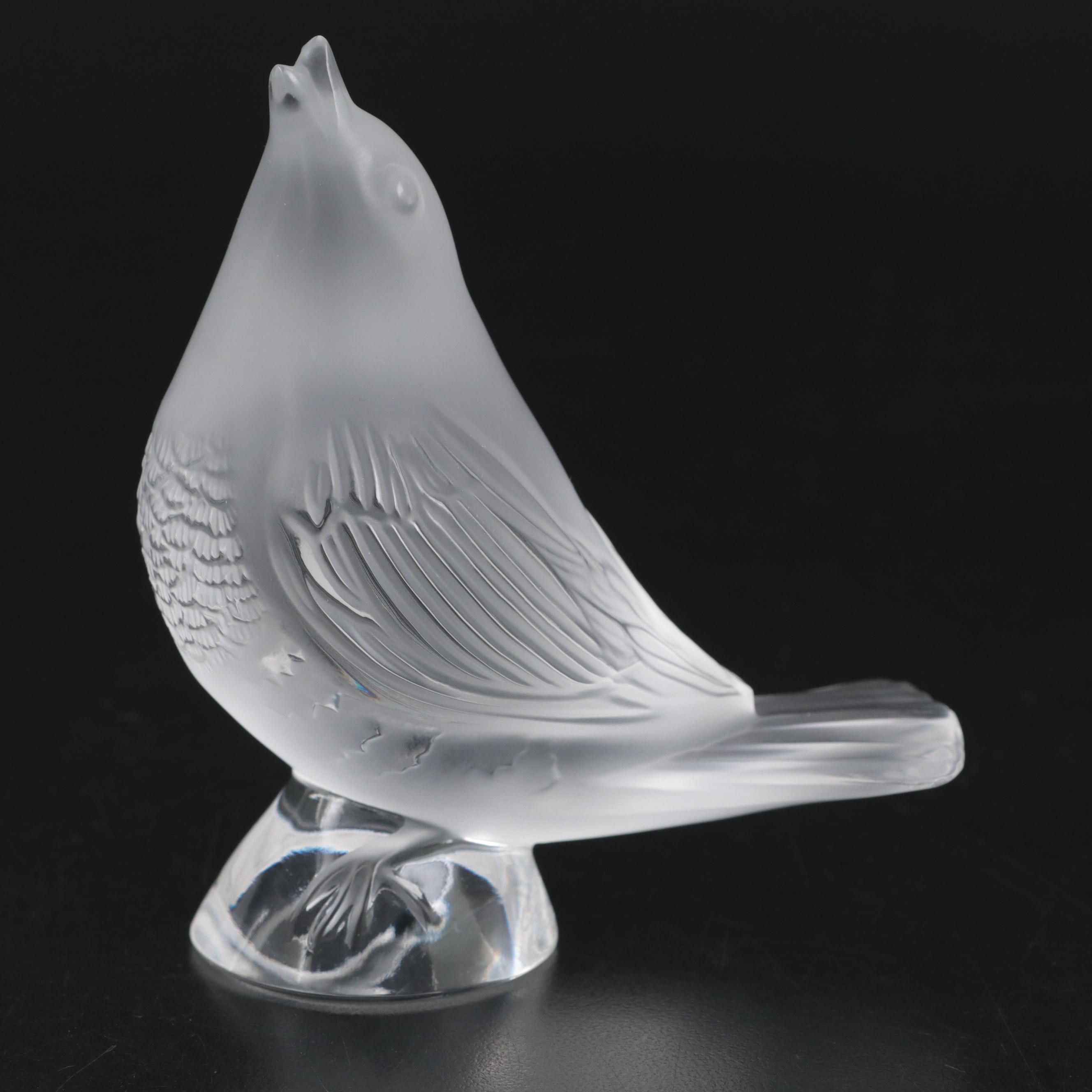 Lalique "Singing Robin" Frosted Crystal Bird Figurine | EBTH