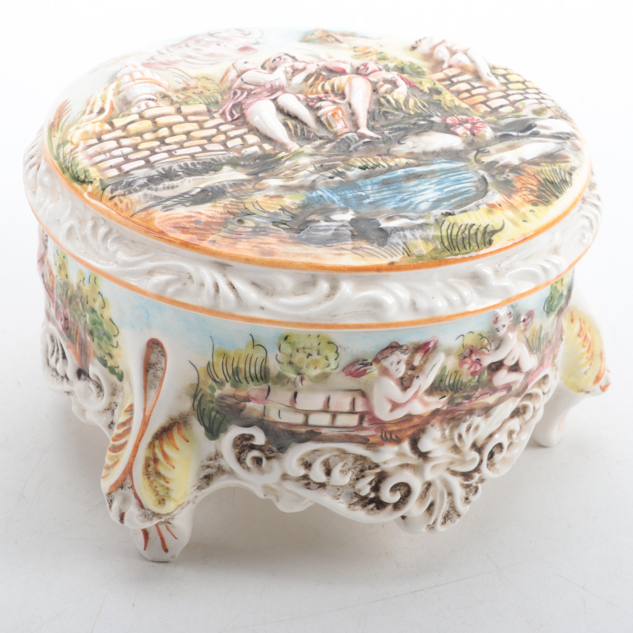 Italian Capodimonte Style Molded Relief Vanity Box | EBTH