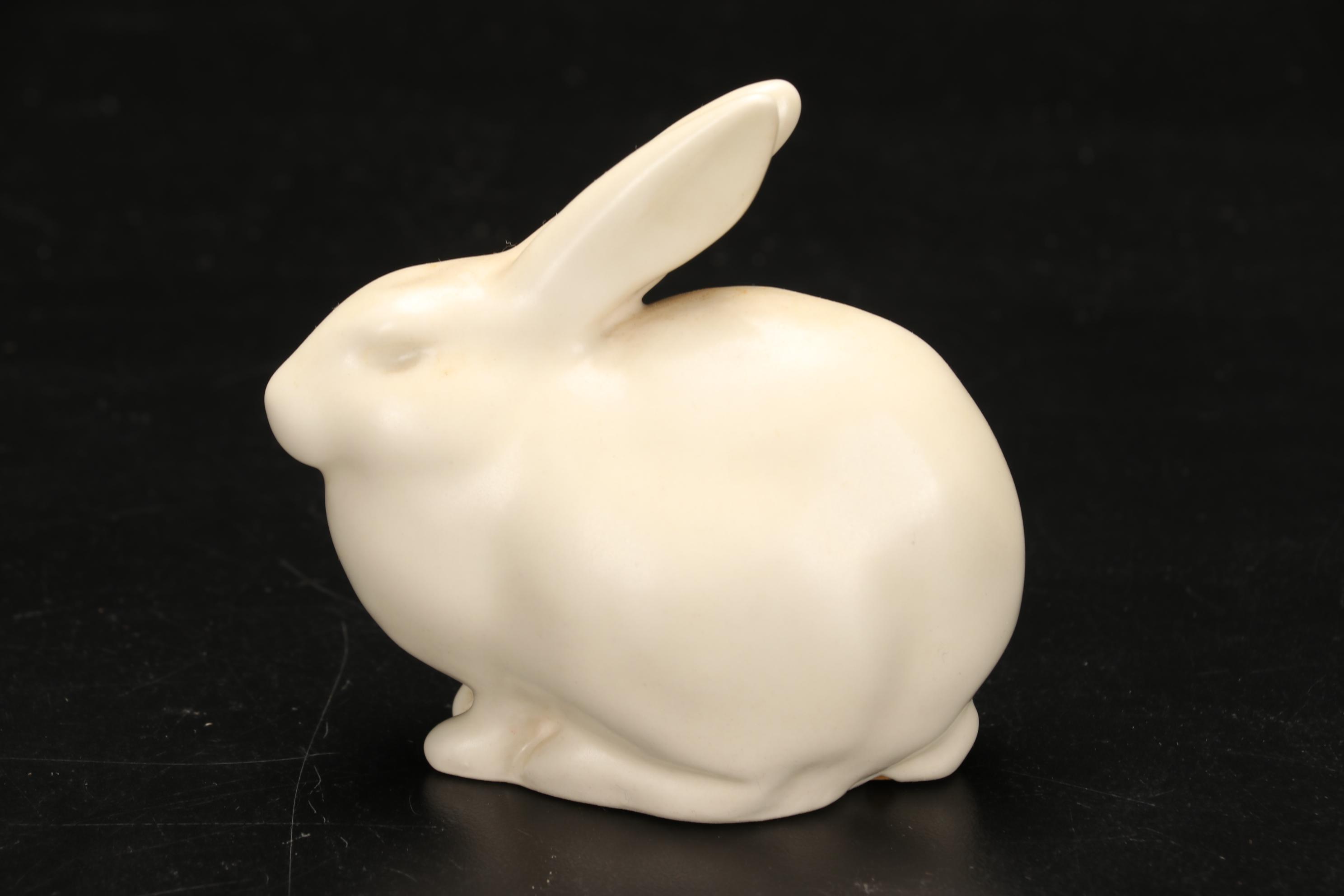 Rookwood Pottery Ivory Glaze Rabbit Paperweight, Mid-20th Century | EBTH