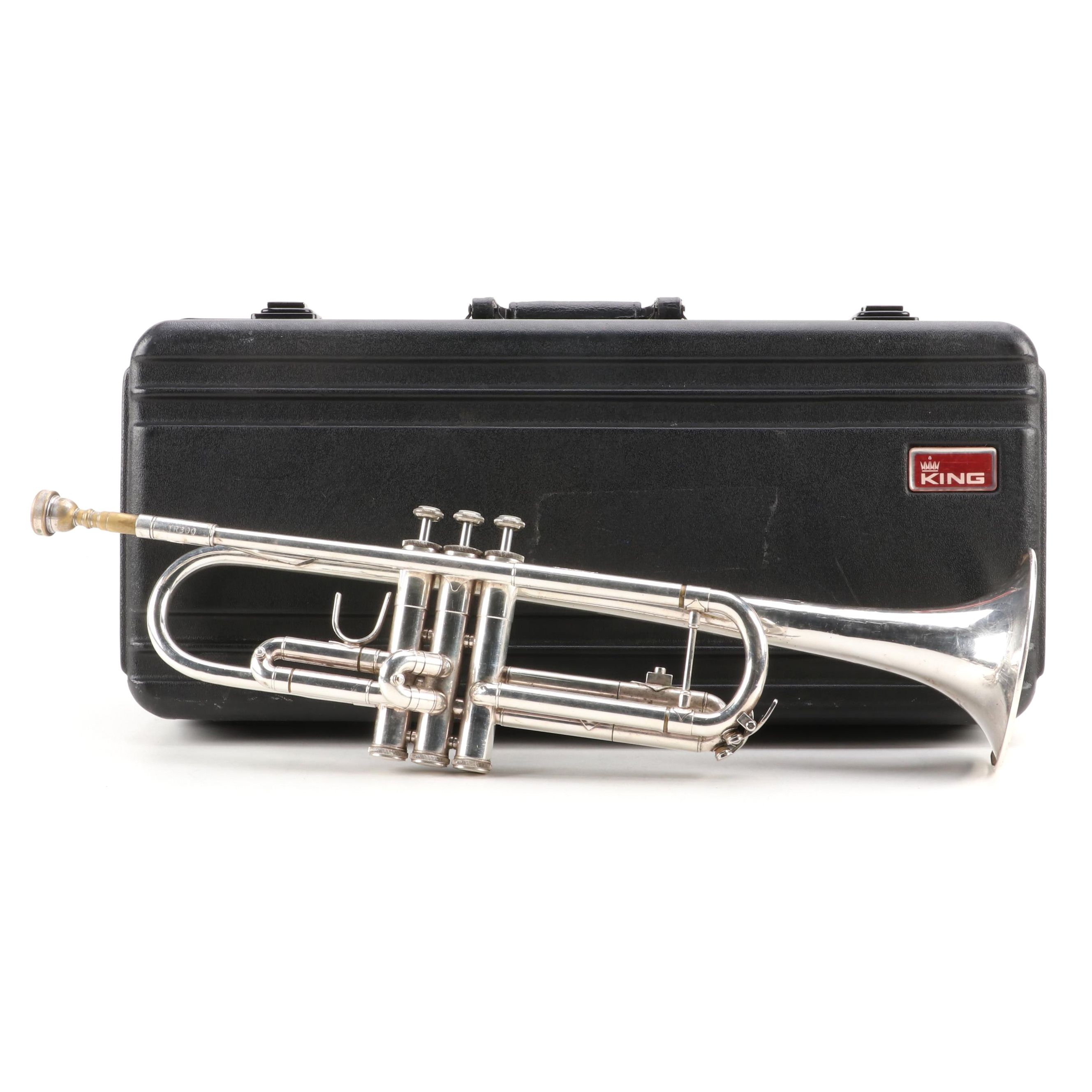 Bach Bb Trumpet with Case | EBTH