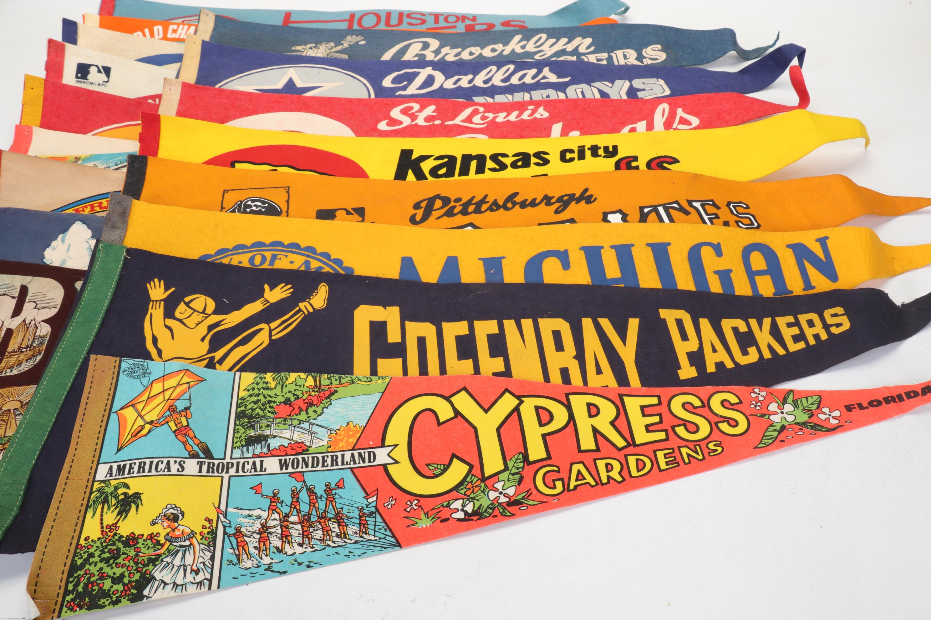 American and International Souvenir and Commemorative Pennant ...