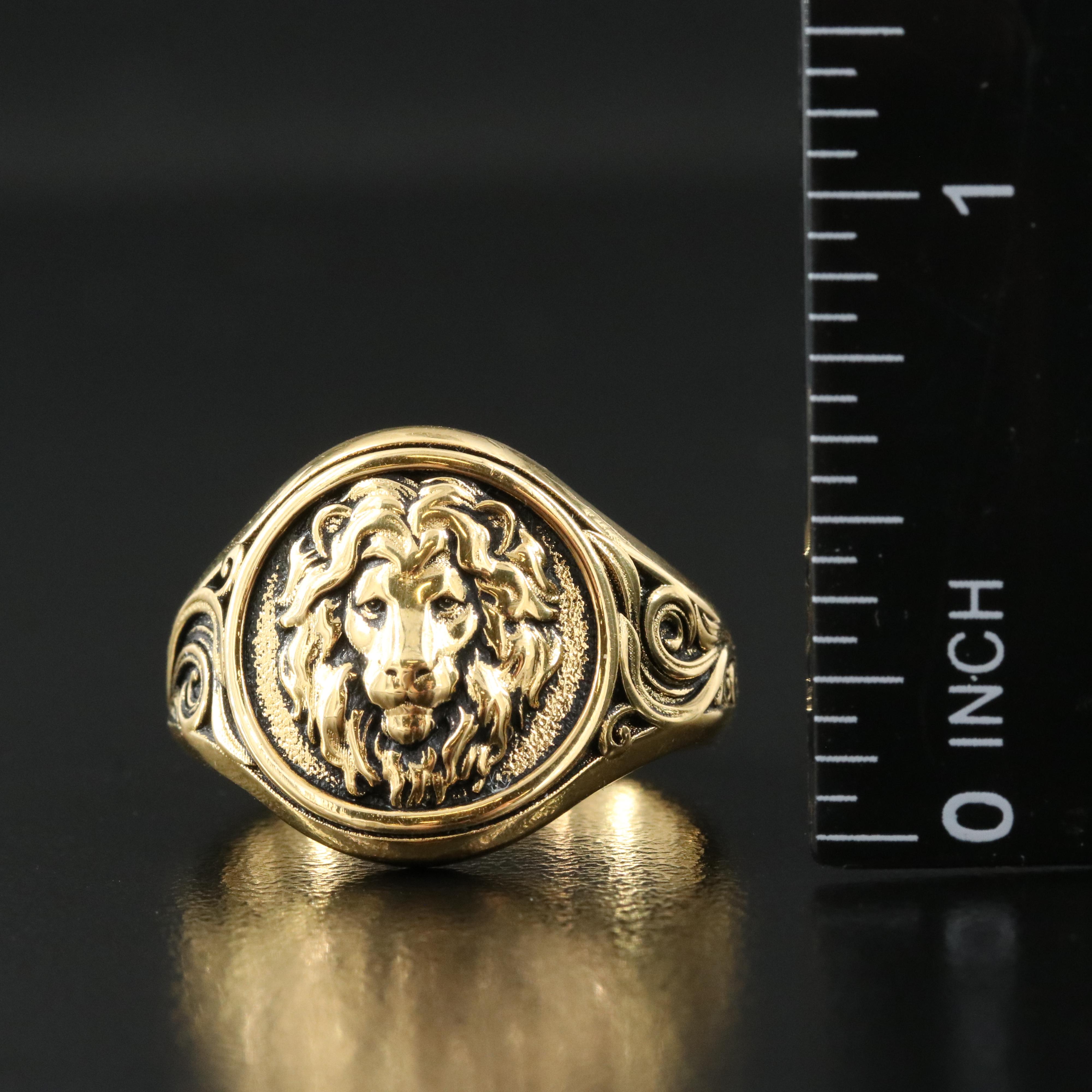 22K Lion's Head Signet Ring | EBTH