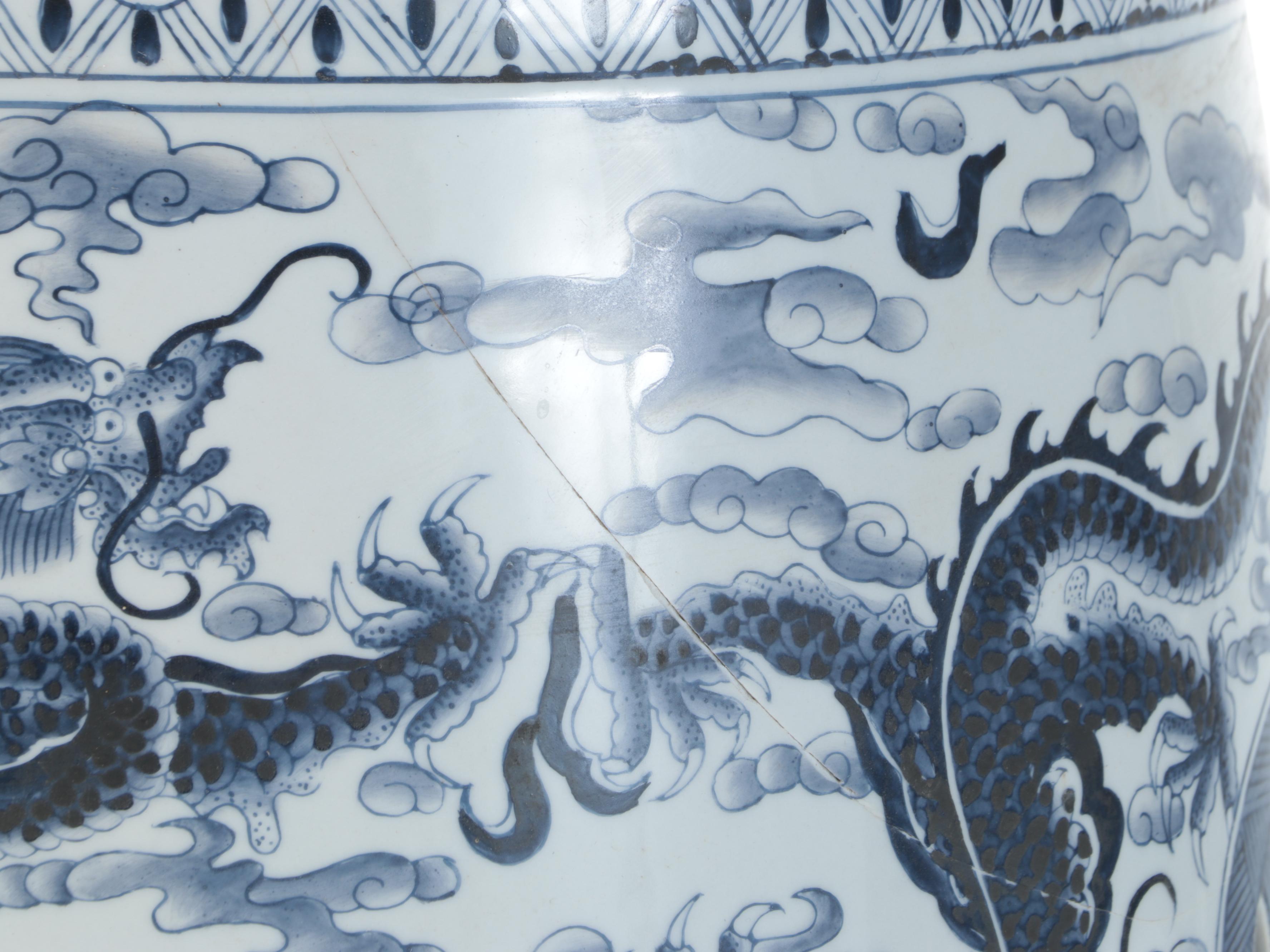Chinese Blue on White Five-Claw Dragon Ceramic Garden Stools | EBTH