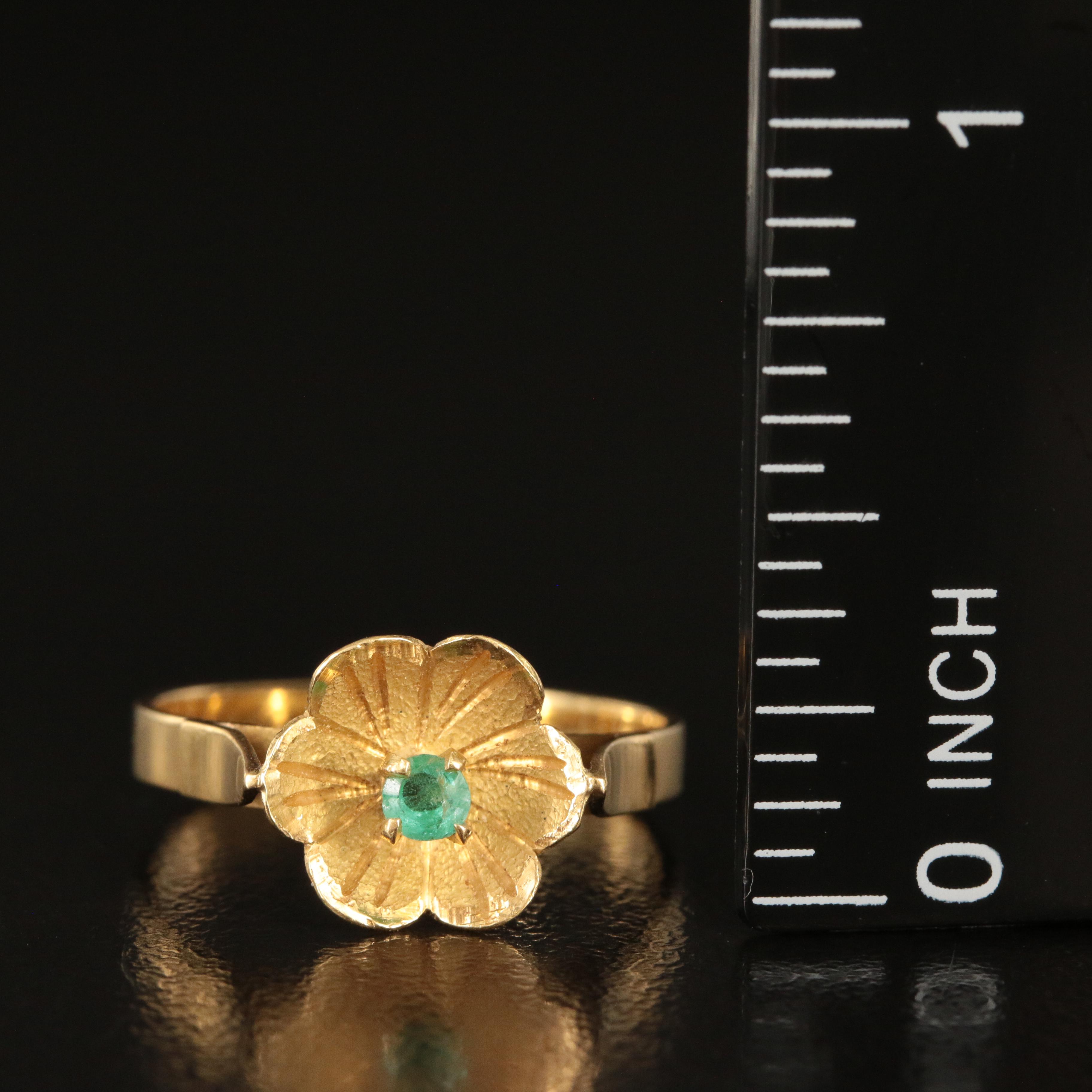 18K Emerald Ring | EBTH