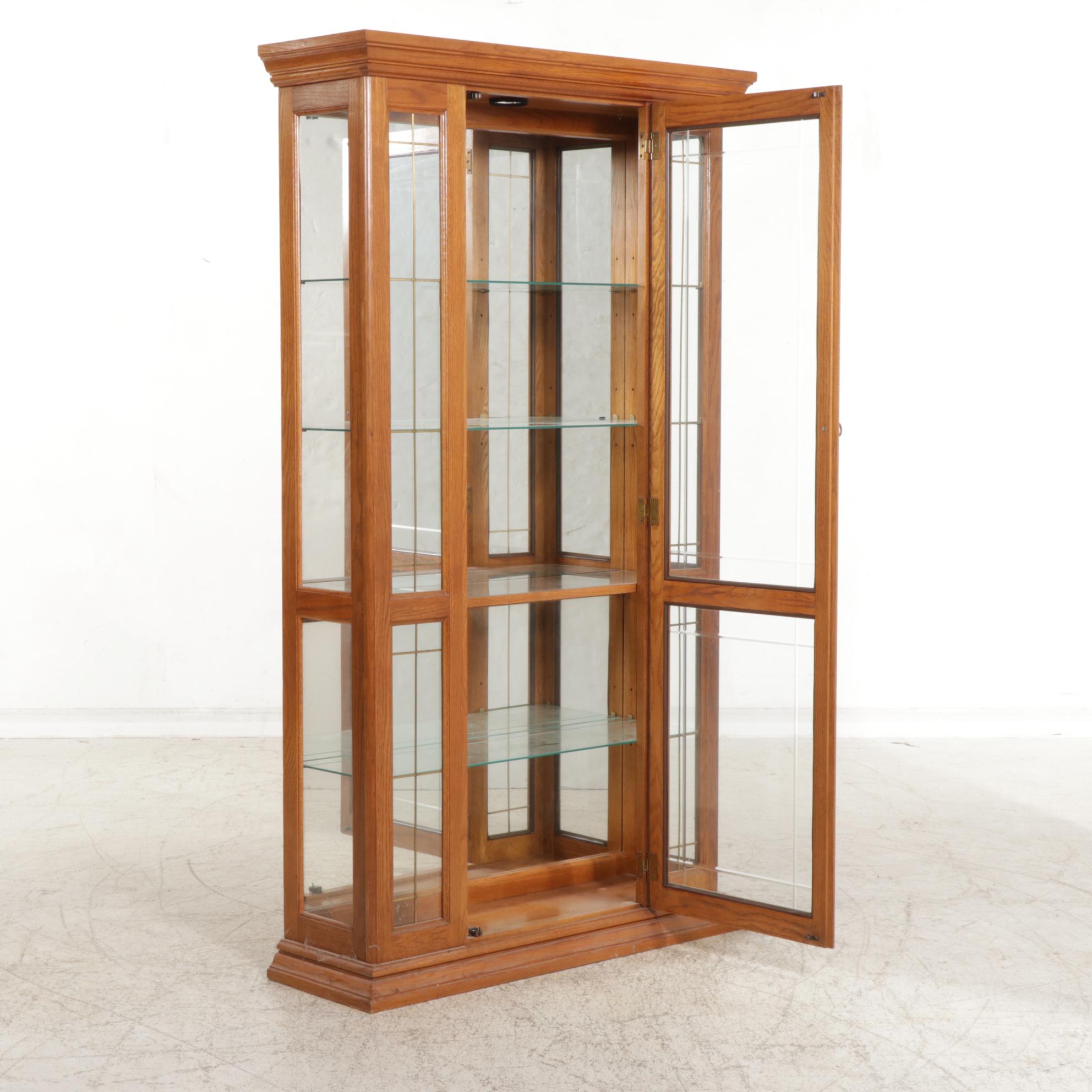 Oak Illuminated Display Cabinet, Late 20th to 21st Century | EBTH
