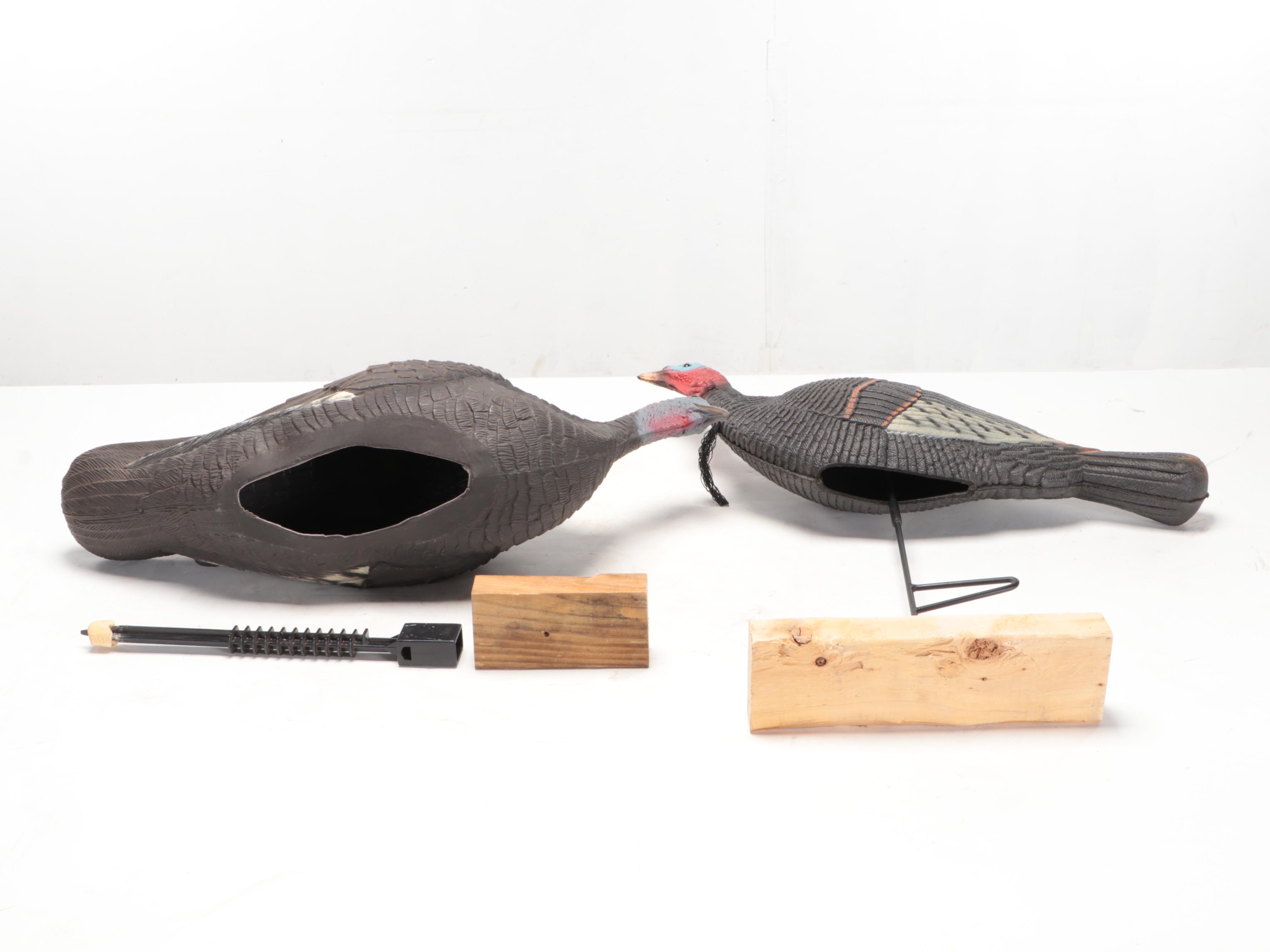 Wild Turkey Tom and Hen Decoys With Digital Field Turkey Scale | EBTH