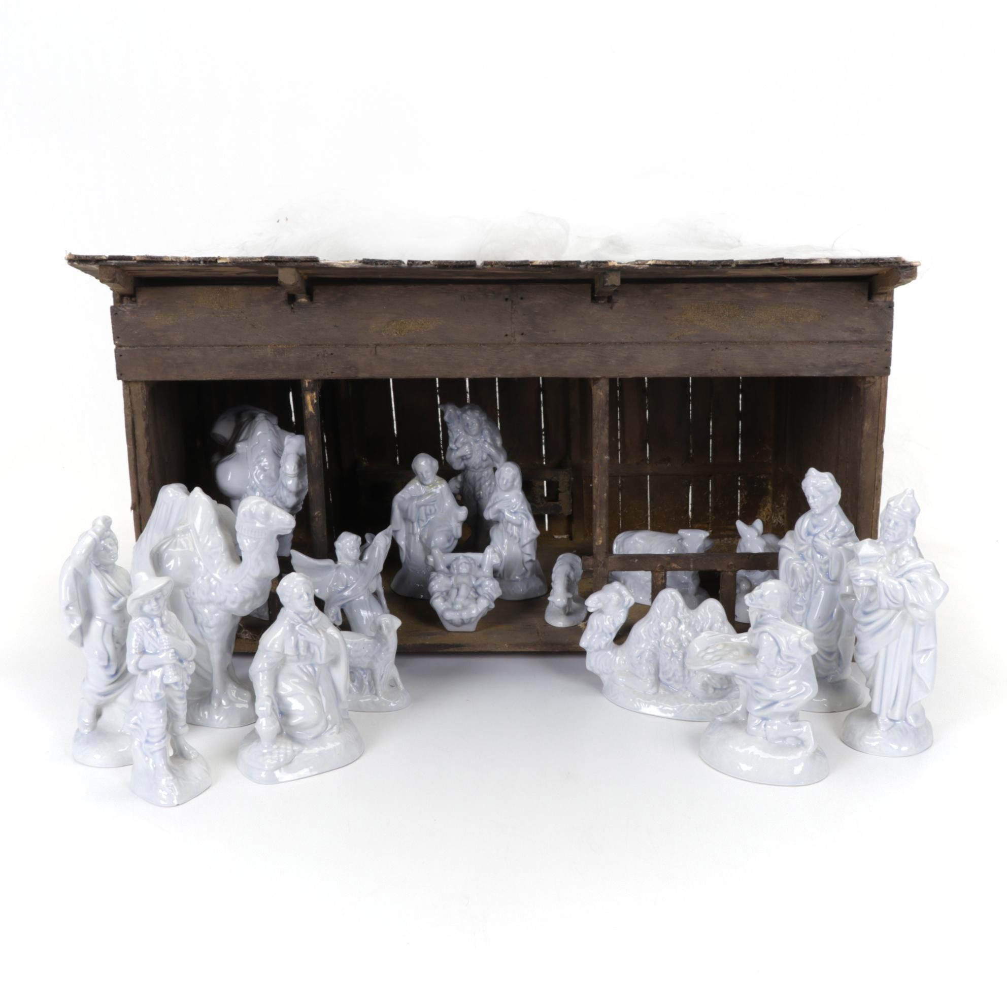 Hand-Crafted Nativity Set with Stable and Ceramic Figures | EBTH