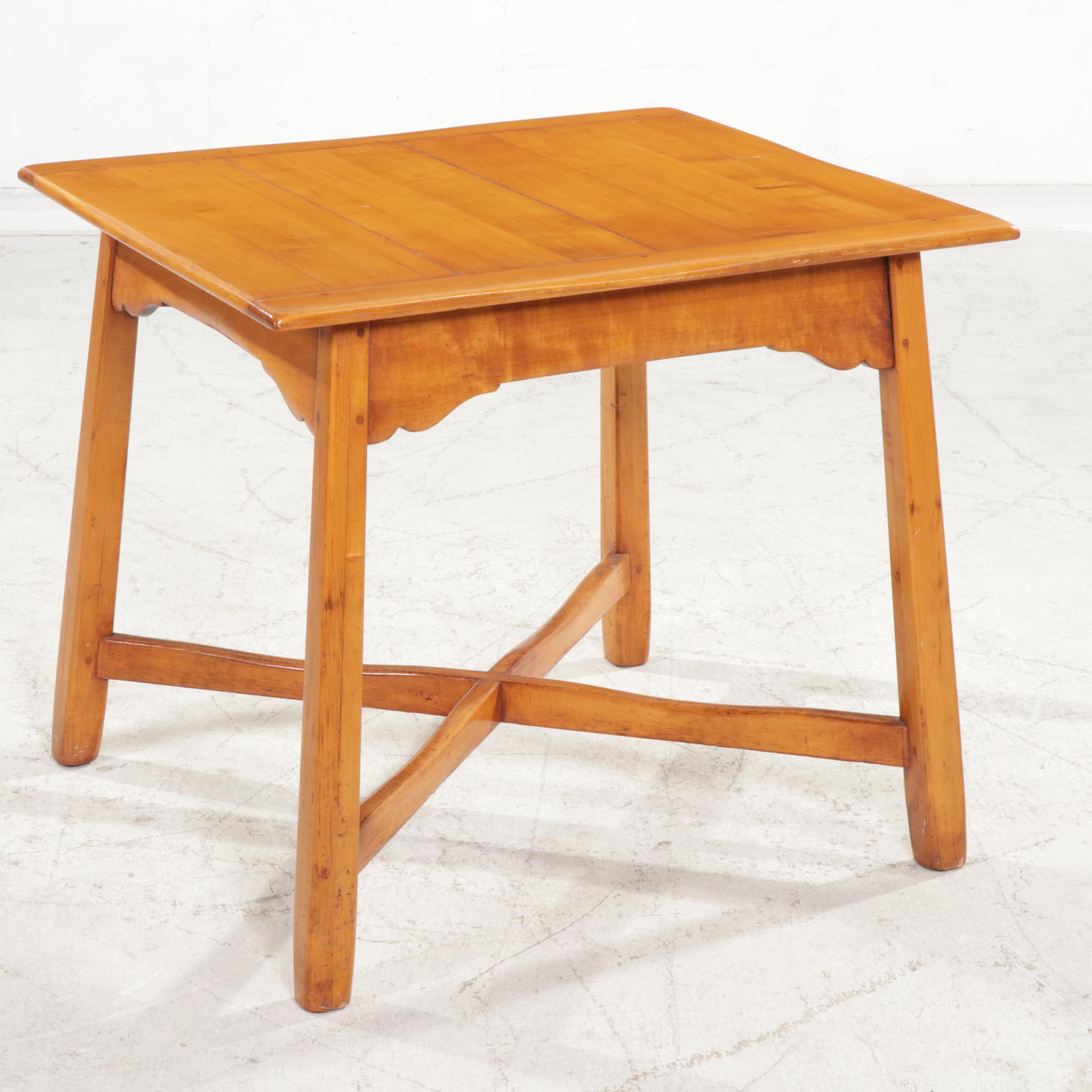 Cushman American Colonial Style Maple Dining Set | EBTH