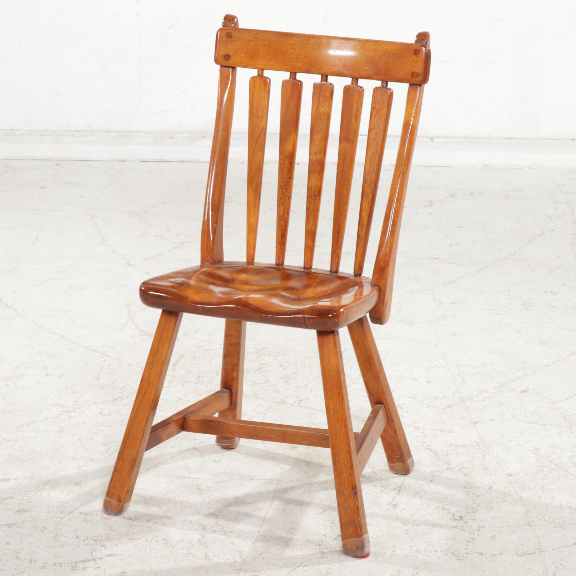 Cushman American Colonial Style Maple Dining Set | EBTH