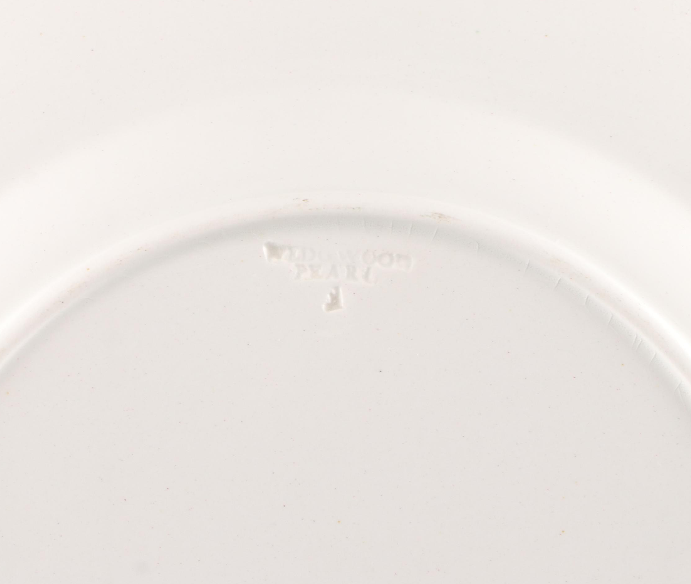 Six Wedgwood Pearlware Floral-Decorated Plates | EBTH