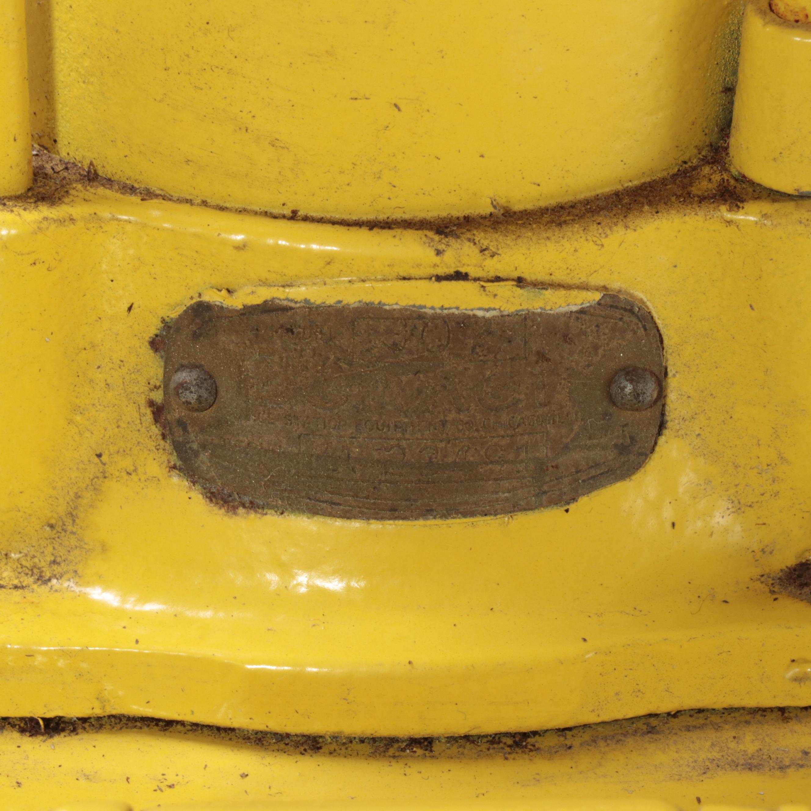 Bulk Oil 30 Gal Lubester with Shell Motor Oil Decal | EBTH