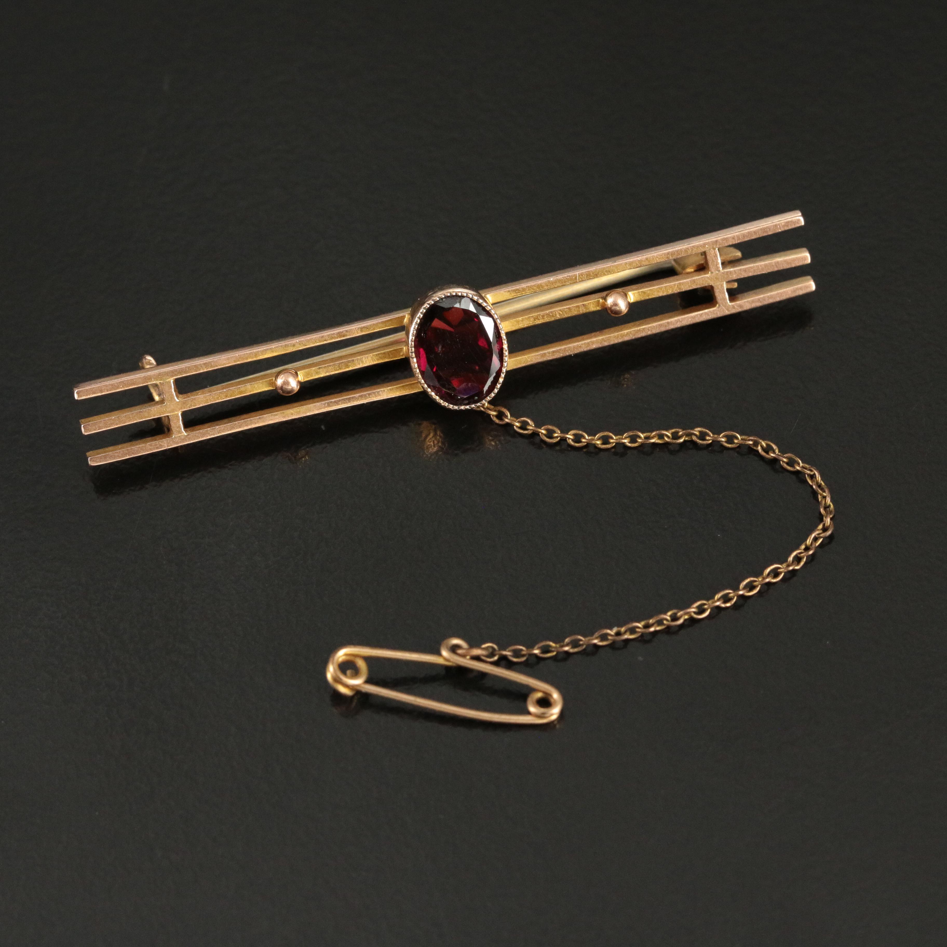 10K Garnet Gate Bar Brooch | EBTH