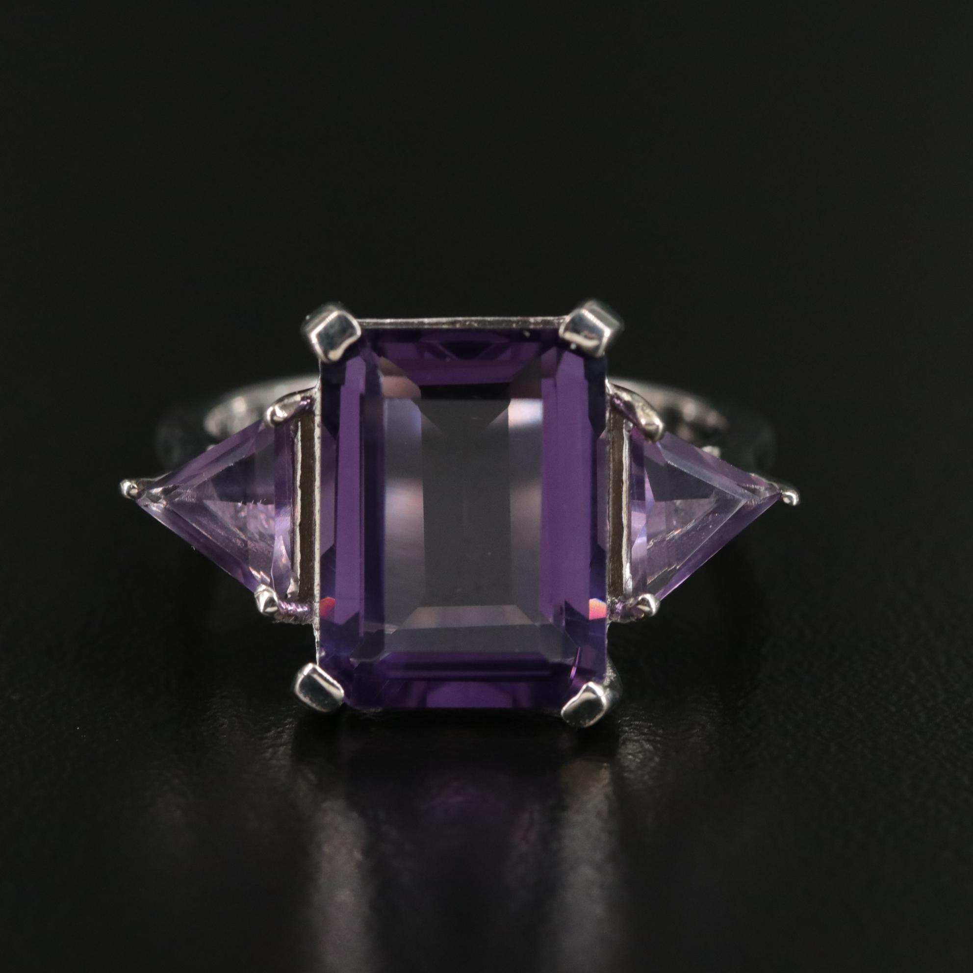 Sterling Amethyst Rectangular Faceted Ring | EBTH