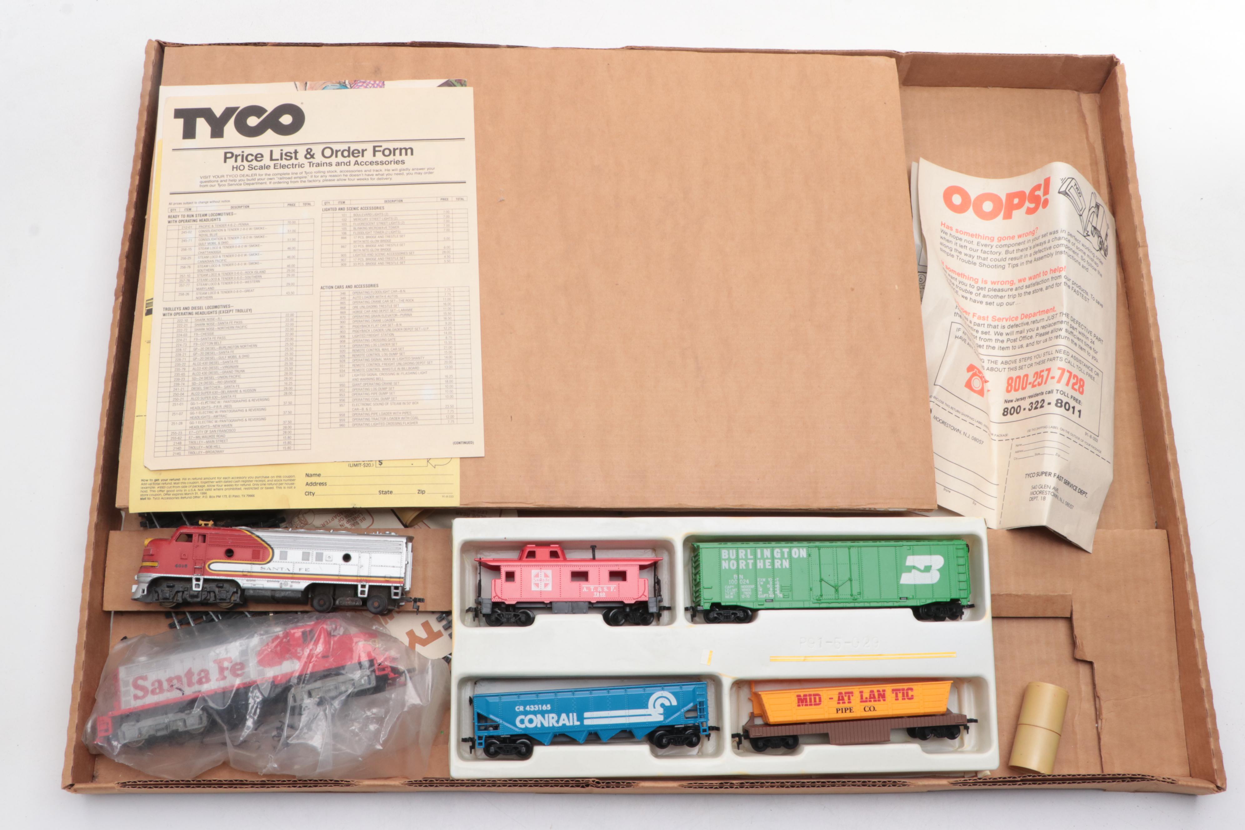 Tyco Pipeline Express Toy Train Set | EBTH