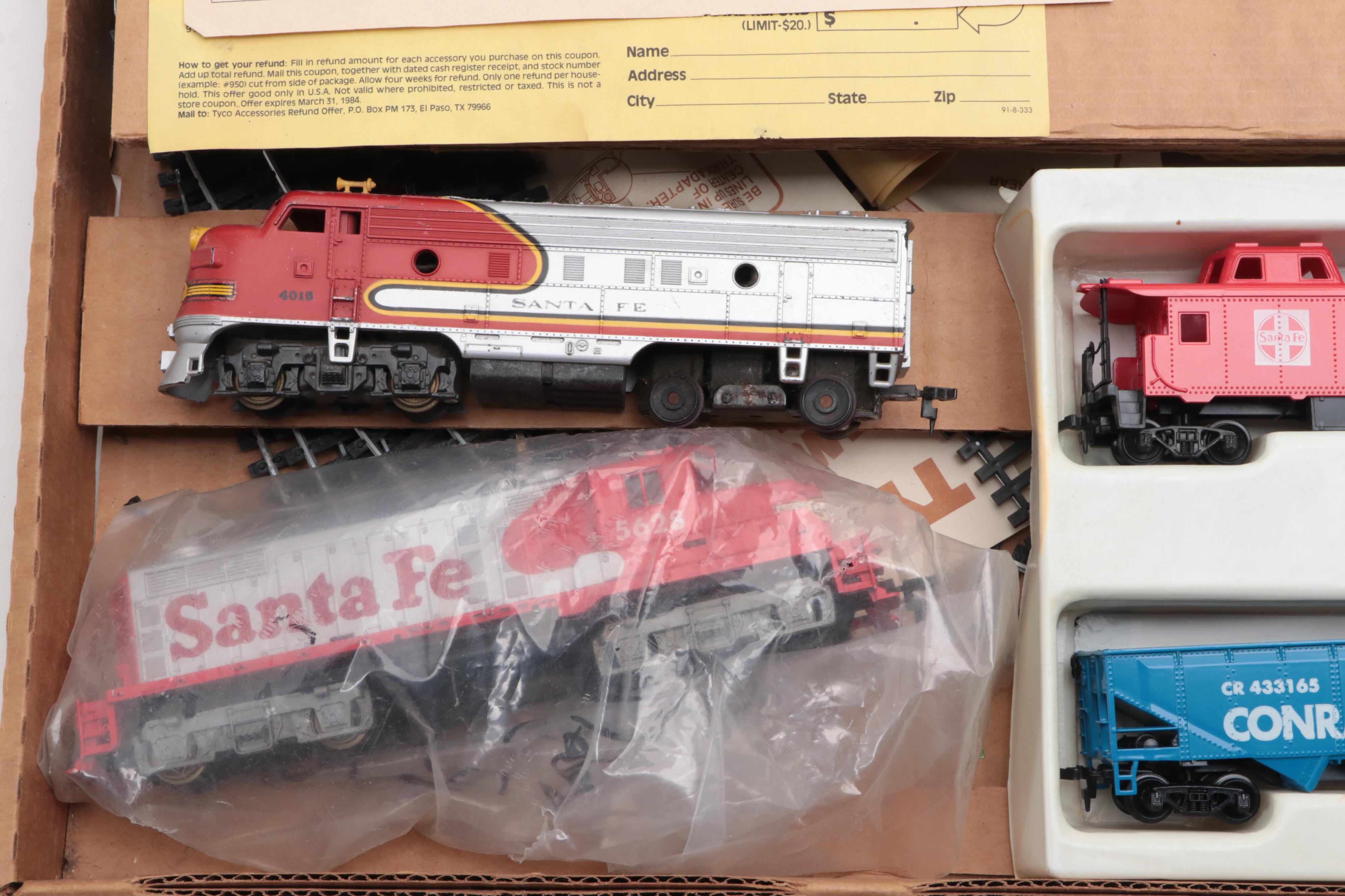 Tyco Pipeline Express Toy Train Set | EBTH