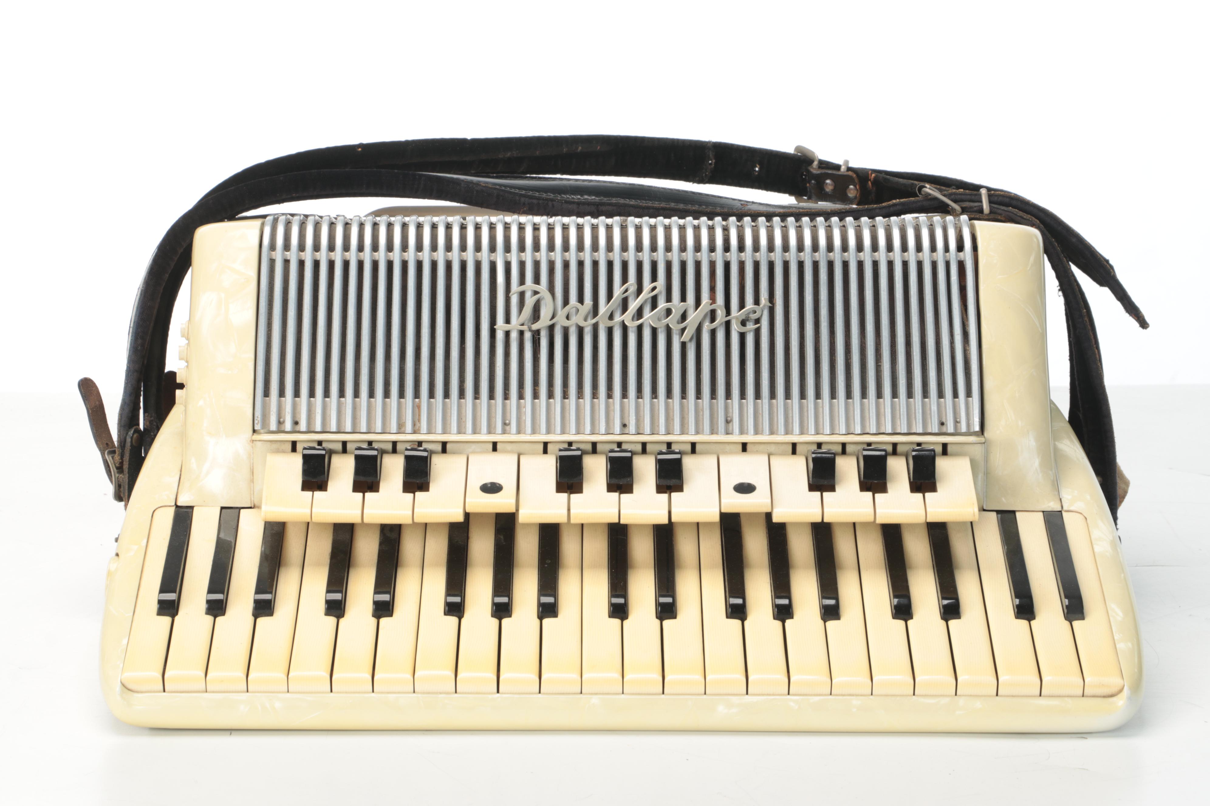 Dallapé Celluloid Accordion with Case, 20th Century | EBTH