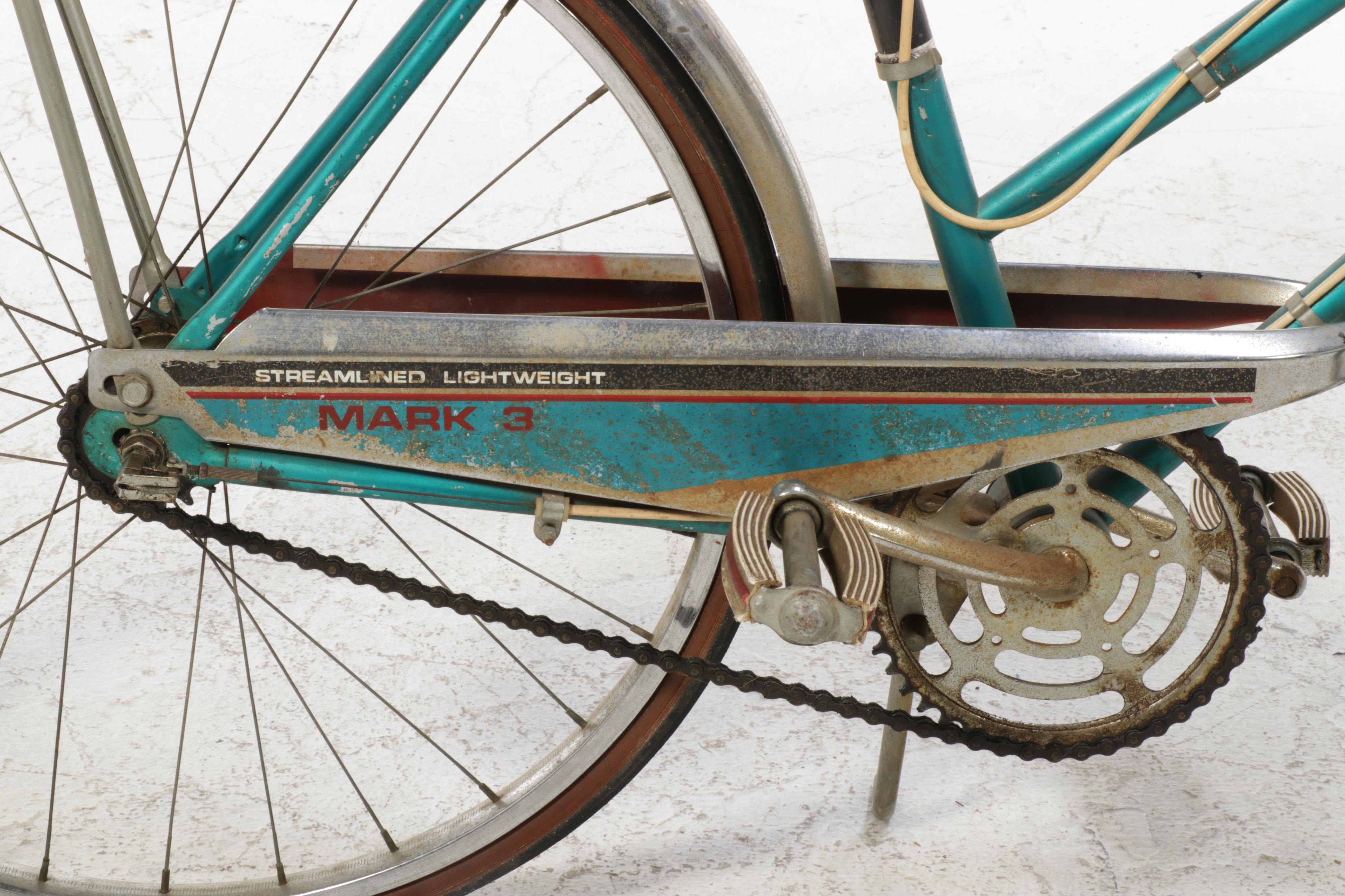 Murray Streamlined Lightweight Mark 3 Bicycle, Mid-20th Century | EBTH