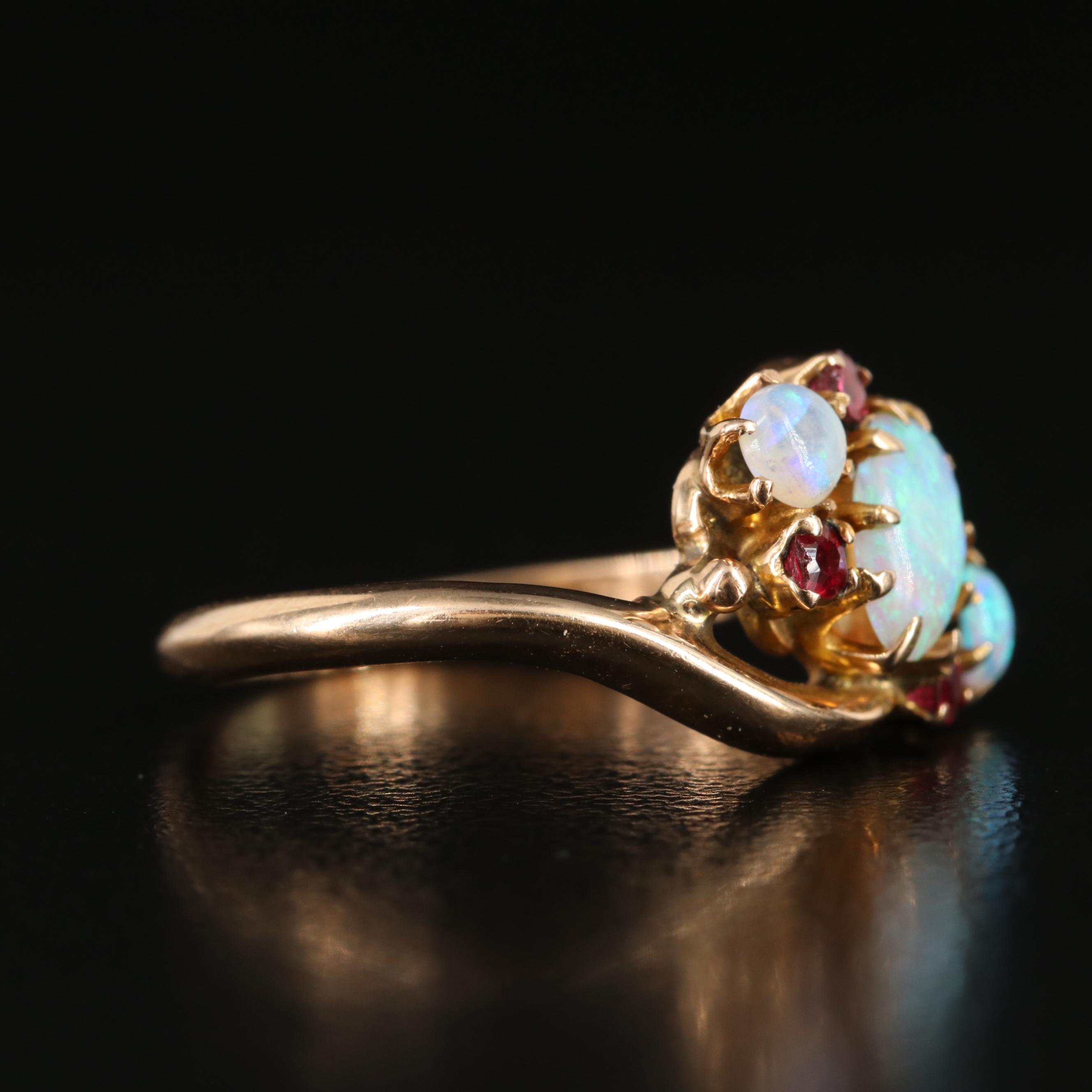 10K Opal and Garnet Glass Doublet Ring | EBTH