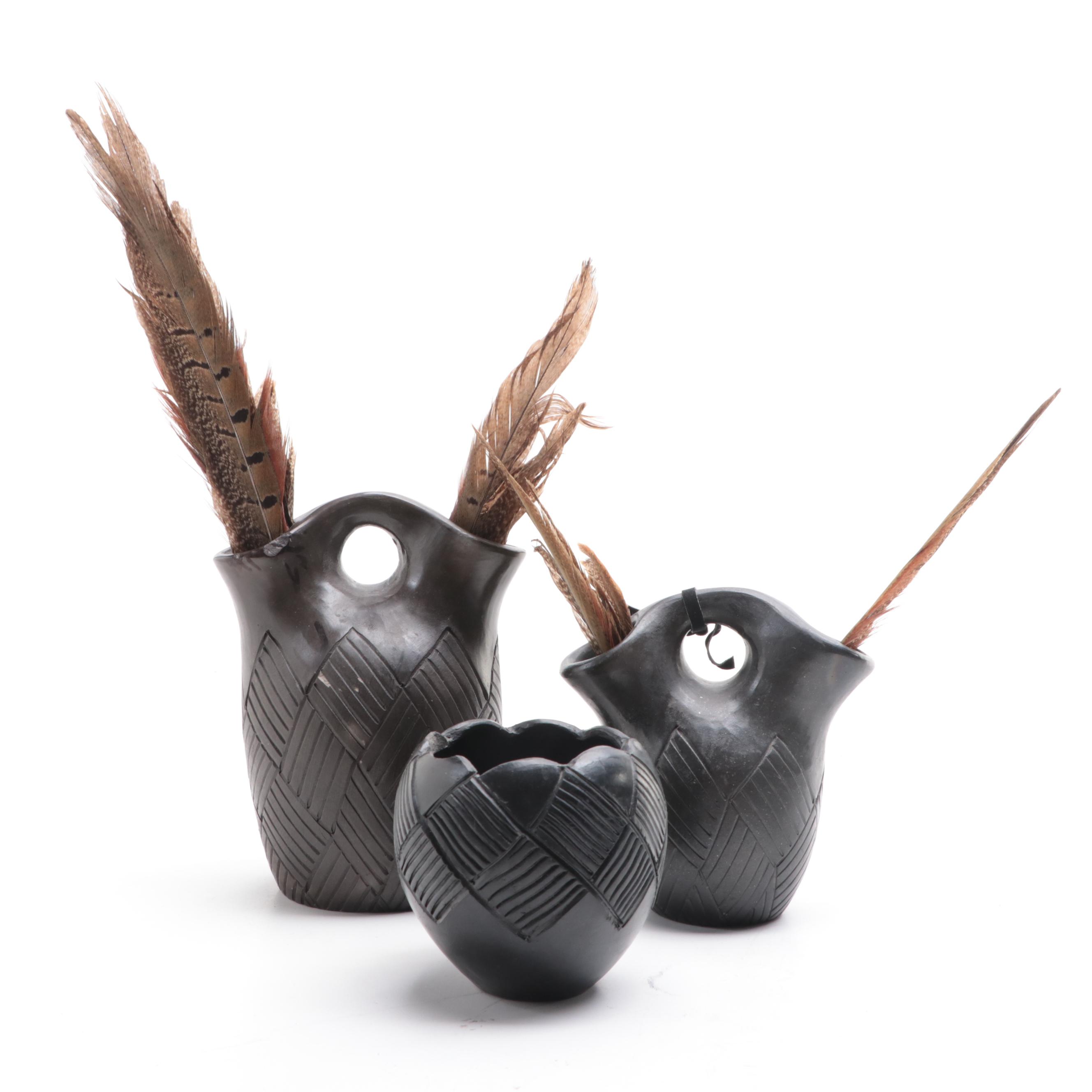 Bigmeat Cherokee Pottery Wedding Vases and Bowl with Feathers | EBTH