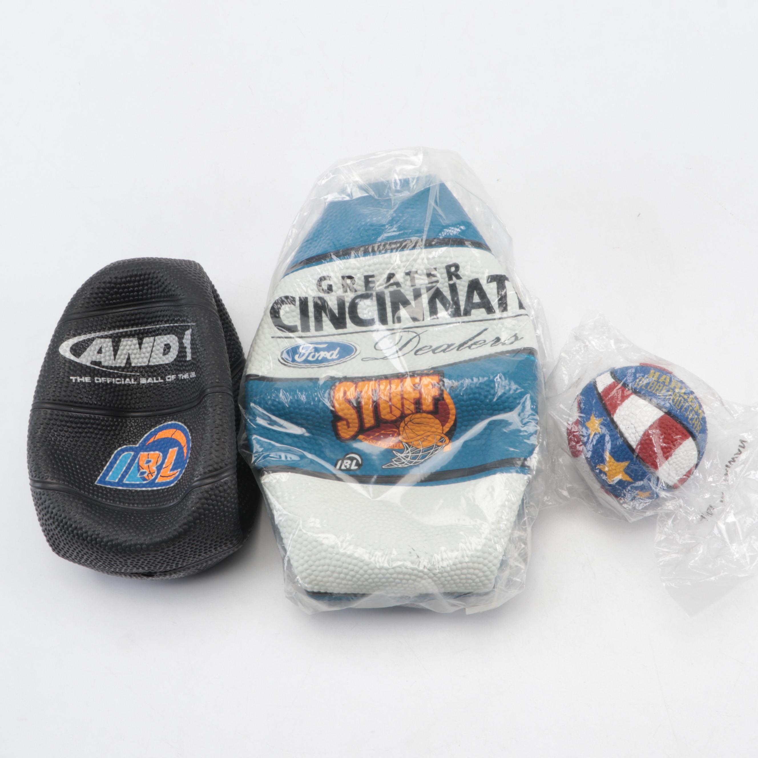 University of Cincinnati Bearcats Team Signed T-Shirt and More | EBTH