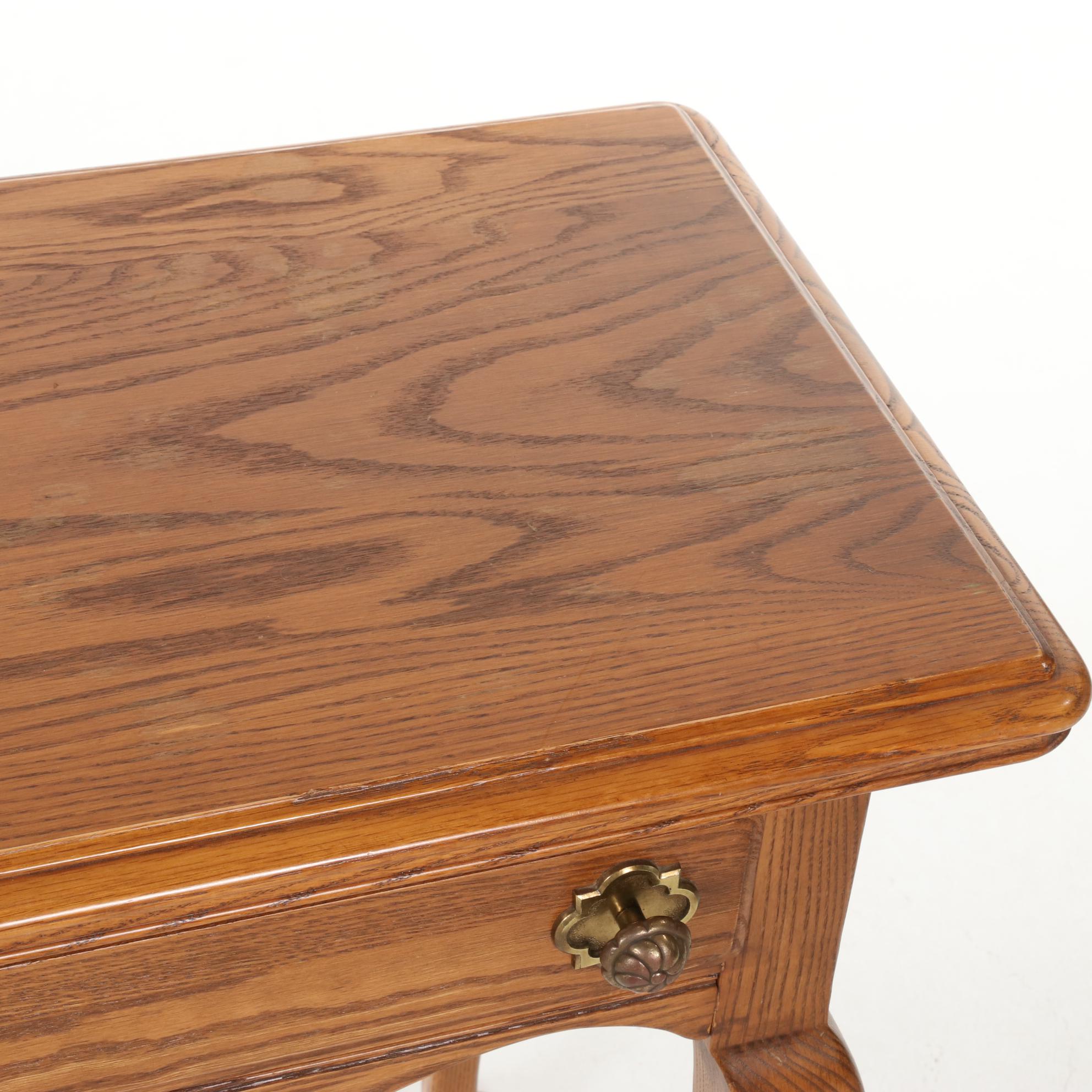 Temple Stuart "Oak Hill Collection" Queen Anne Style Oak Console Table ...