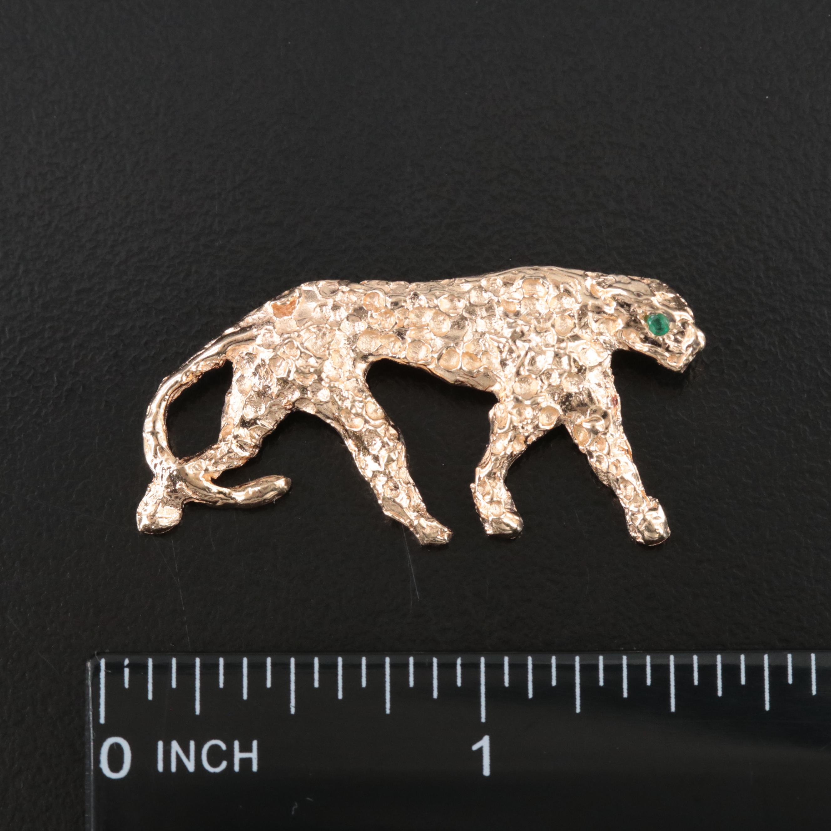 14K Leopard Pin with an Emerald Eye | EBTH