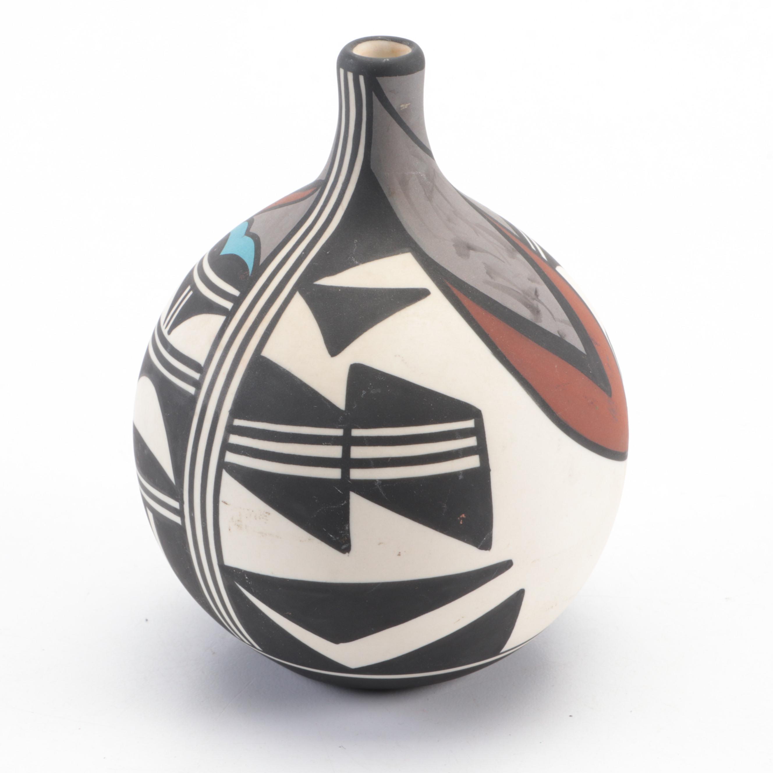 Desert Pueblo Pottery Handmade "Hopi Bird" Porcelain Vase | EBTH