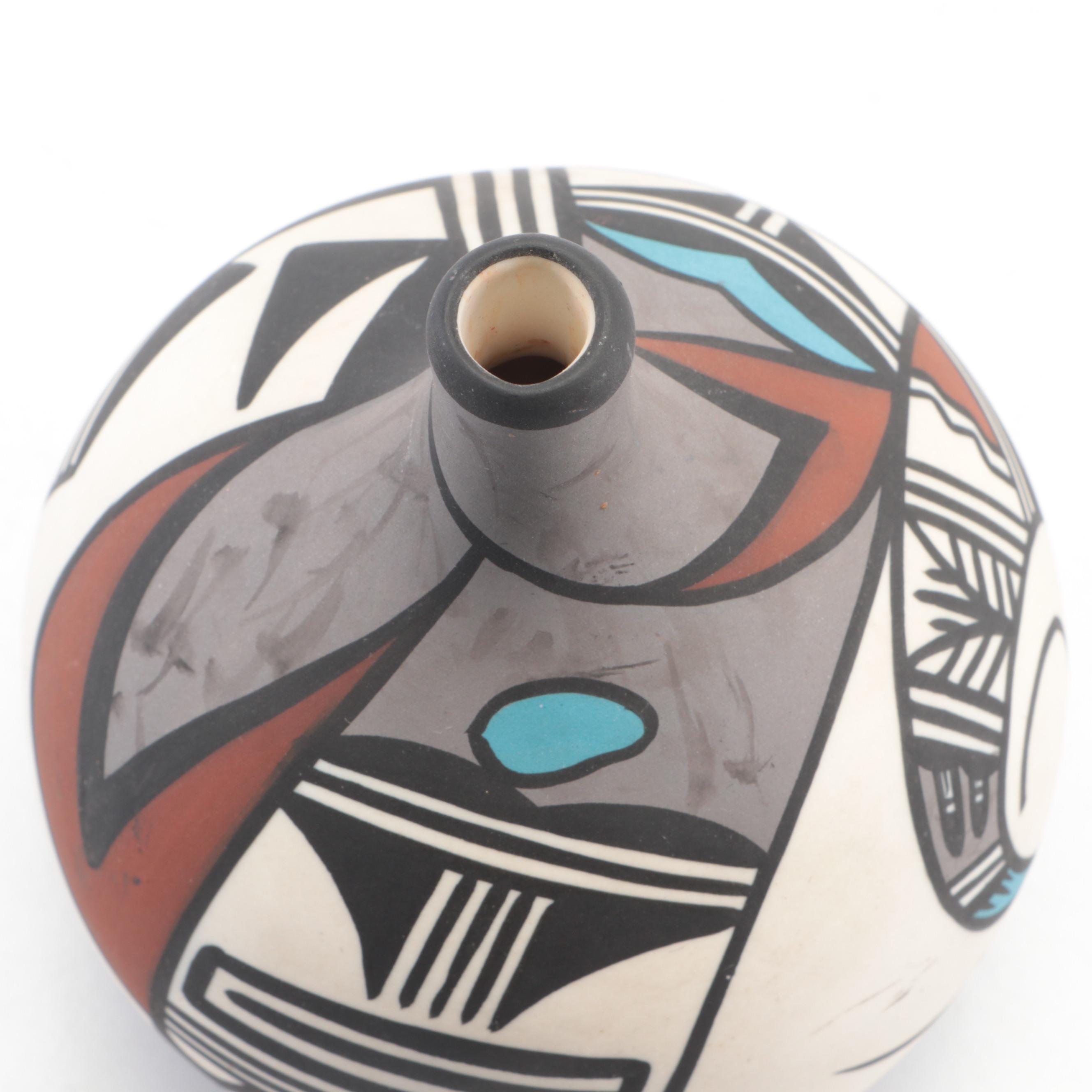 Desert Pueblo Pottery Handmade "Hopi Bird" Porcelain Vase | EBTH